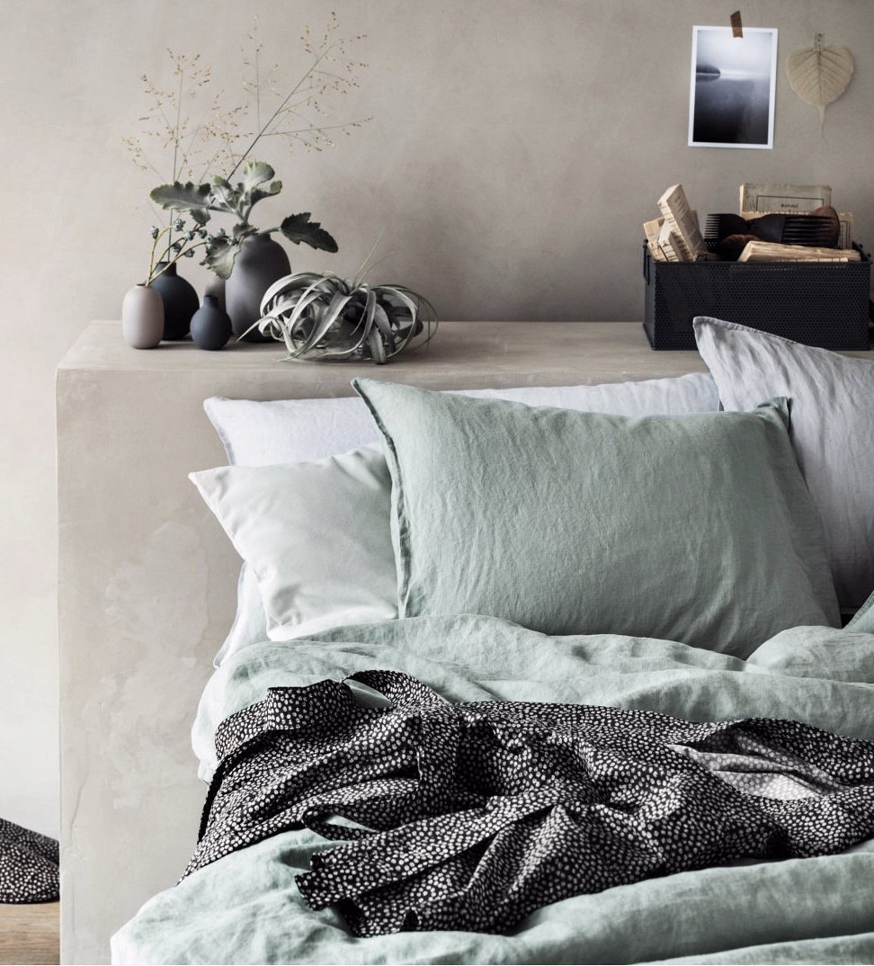 Eikei Washed Cotton Chambray Duvet Cover Solid Color Casual Modern Style Bedding Set Relaxed Soft Feel Natural Wrinkled Look (King, Eucalyptus Mint)