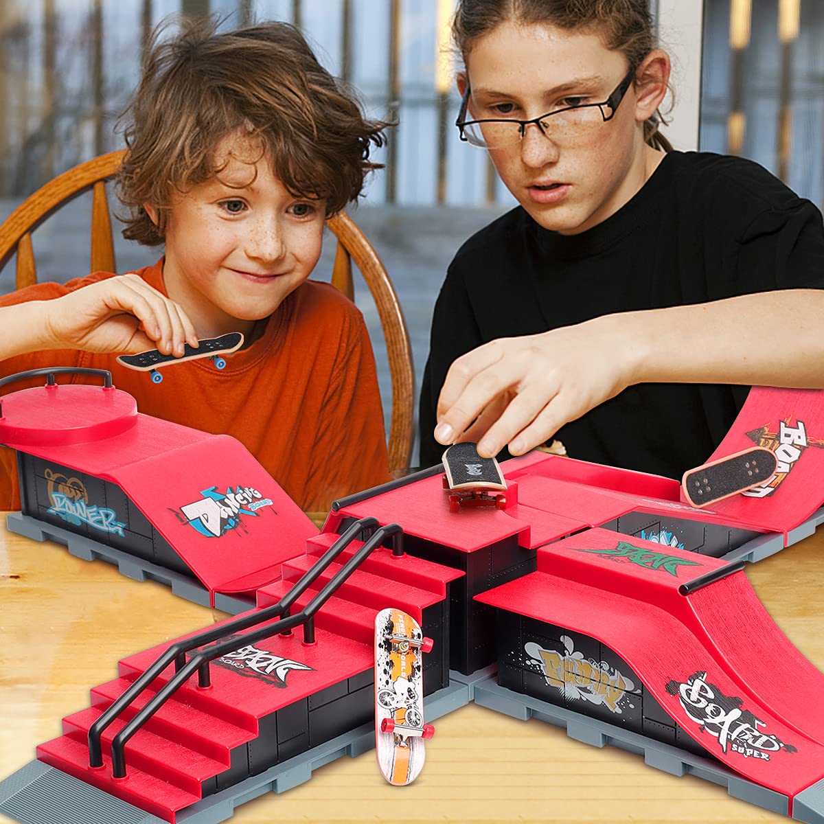 MOMSIV KETIEE Finger Skateboard Park Ramp Toys Mini Fingerboard Skate Rail Set, Half Pipe Finger Skateboards Kit, Ultimate Skateparks Training Props for Kids & Adult (Style A)
