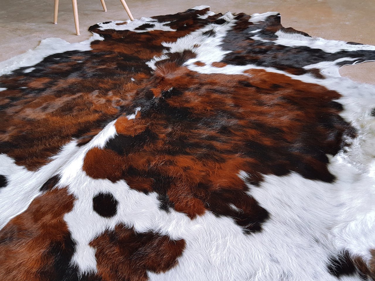 ecowhides 100% Genuine Brazilian Cowhide Rug - Tricolor - Luxury Cowskin Cow Hide Leather Area Rug Home Decor, (XXL) 8 X 7 ft