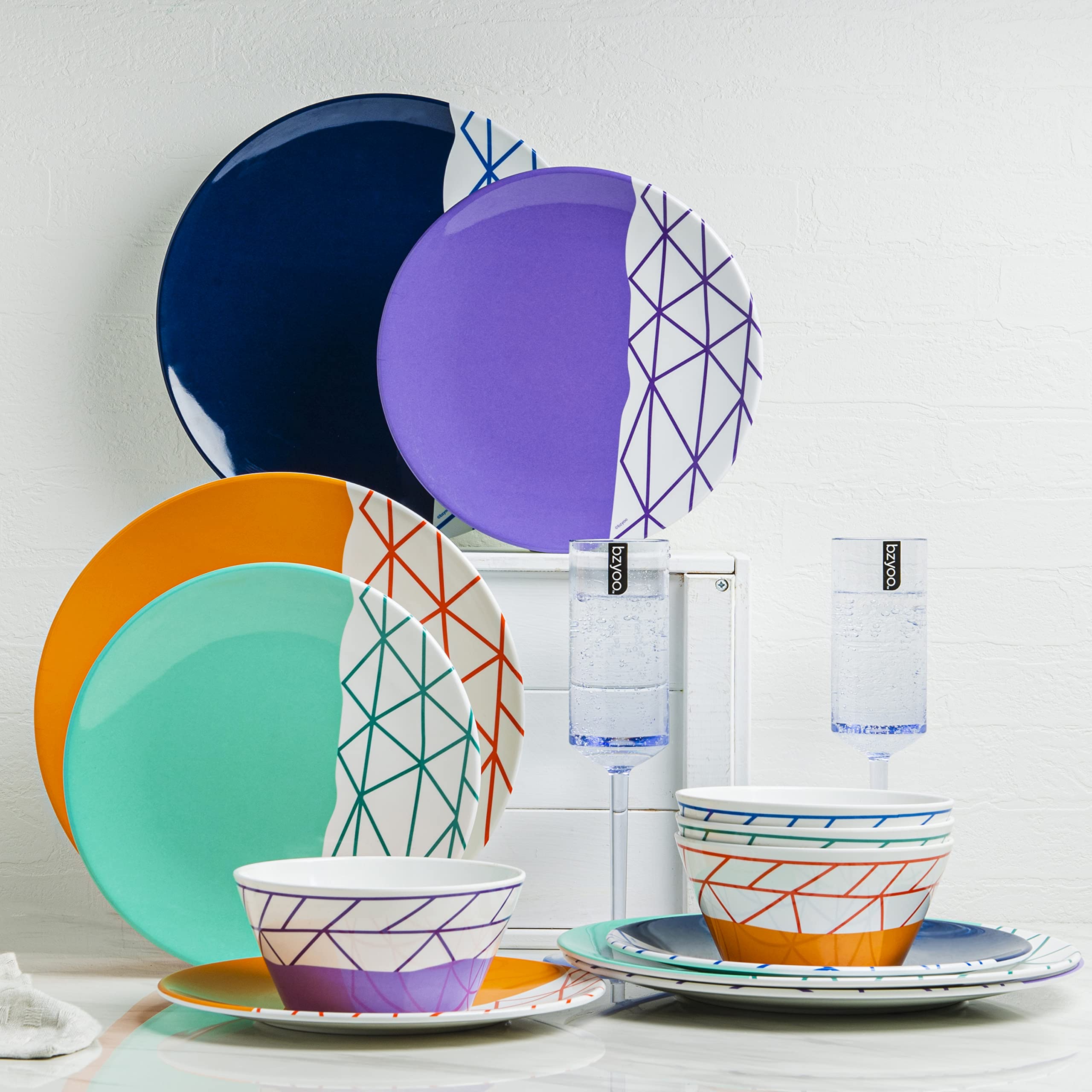 bzyoo 12 Piece Melamine Dinnerware Set - Durable, Dishwasher Safe Plates and Bowls - Dinning, Parties, Camping Dish Set Spidy Fun Collection