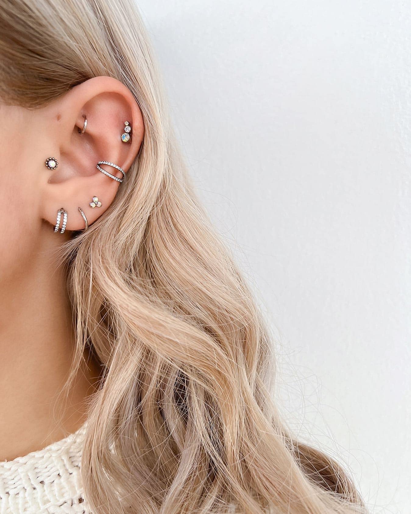CASSIECA 16G 18G Titanium Nose Rings for Women Silver Gold Black Double Nose Hoop Piercing, Tragus Cartilage Conch CZ Septum Segment Clicker Hoops Nose Ring