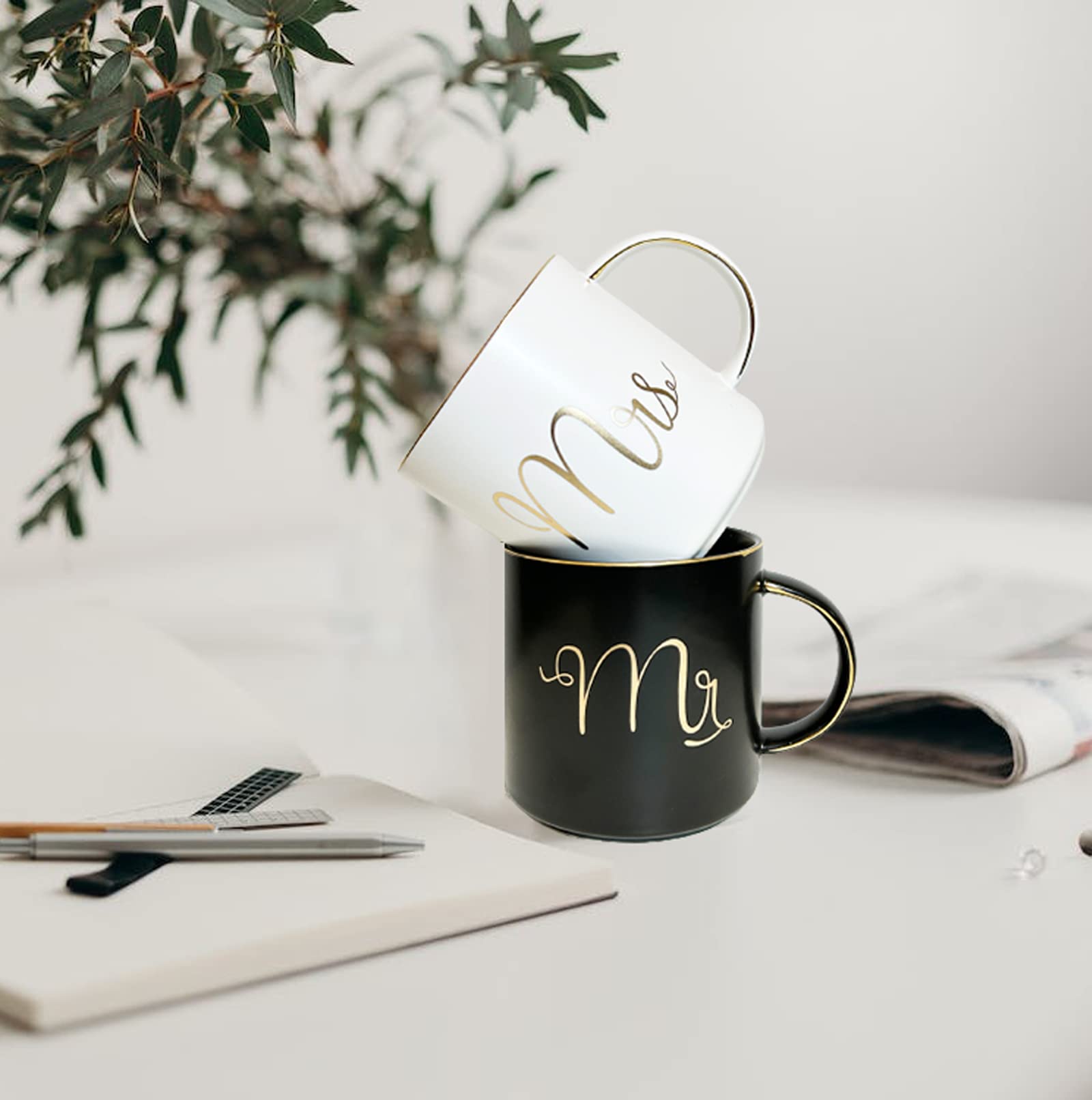 Cheardia 12 oz Mr and Mrs Mugs, Ceramic Coffee Mug Set Engagement Gifts for Couples, His and Hers Mugs for Bride and Groom, Anniversary, Valentines, Bridal Shower, Wedding, Black & White