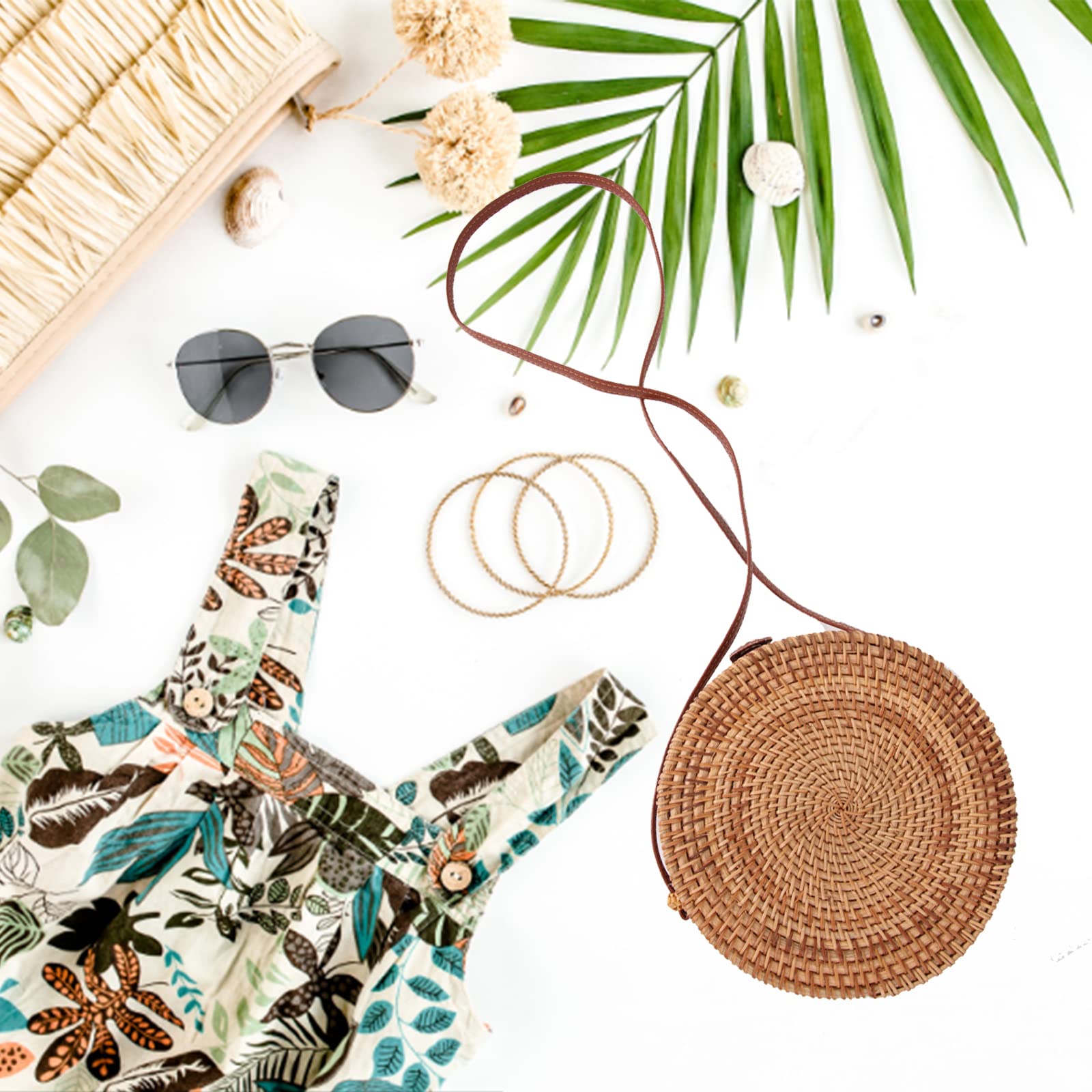 RIANGIE Beach Bag for Women Boho Bag Crossbody Purse Rattan Handwoven Round with Leather Strap