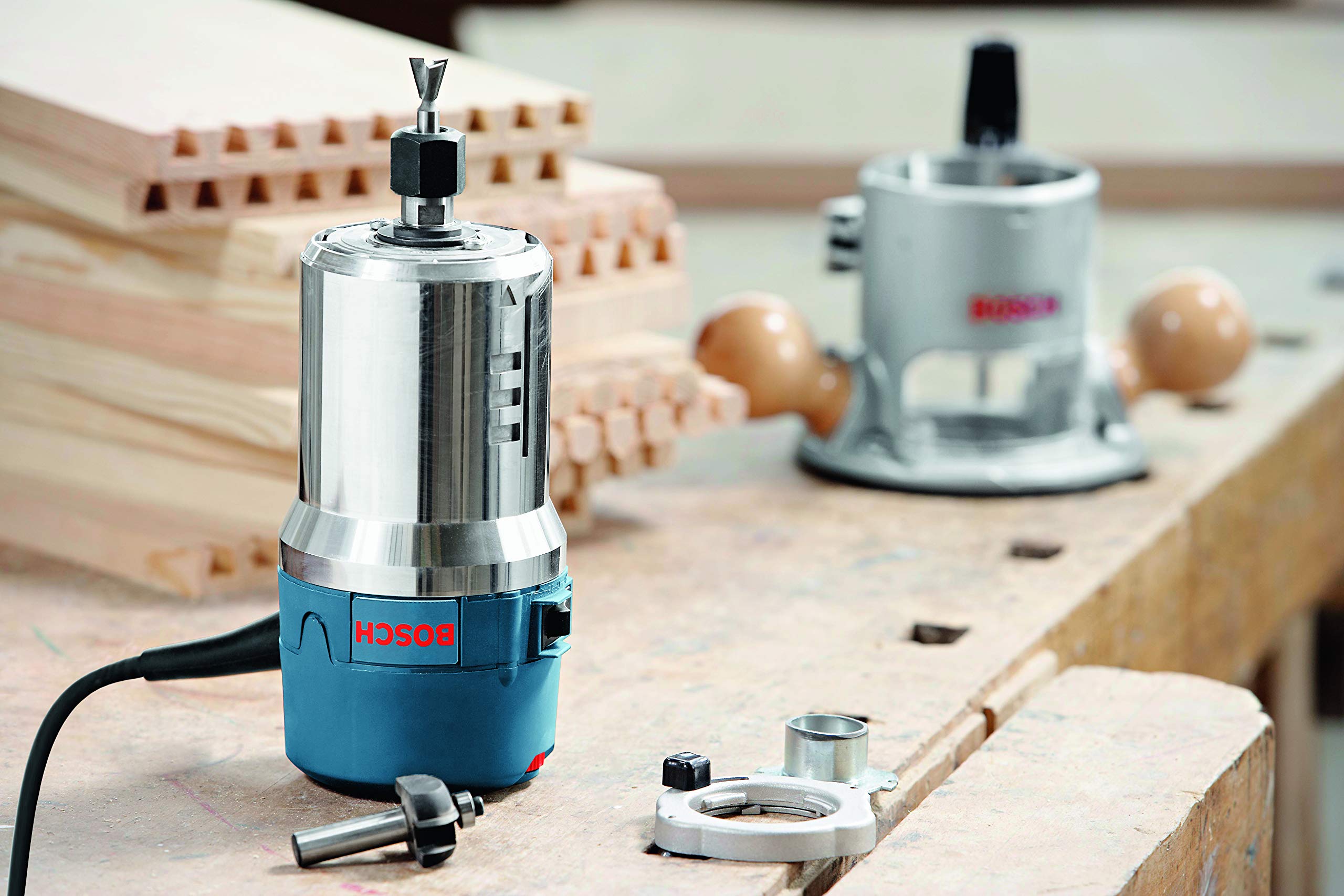 BOSCH 1617 11 Amp 2 HP Fixed Base Router