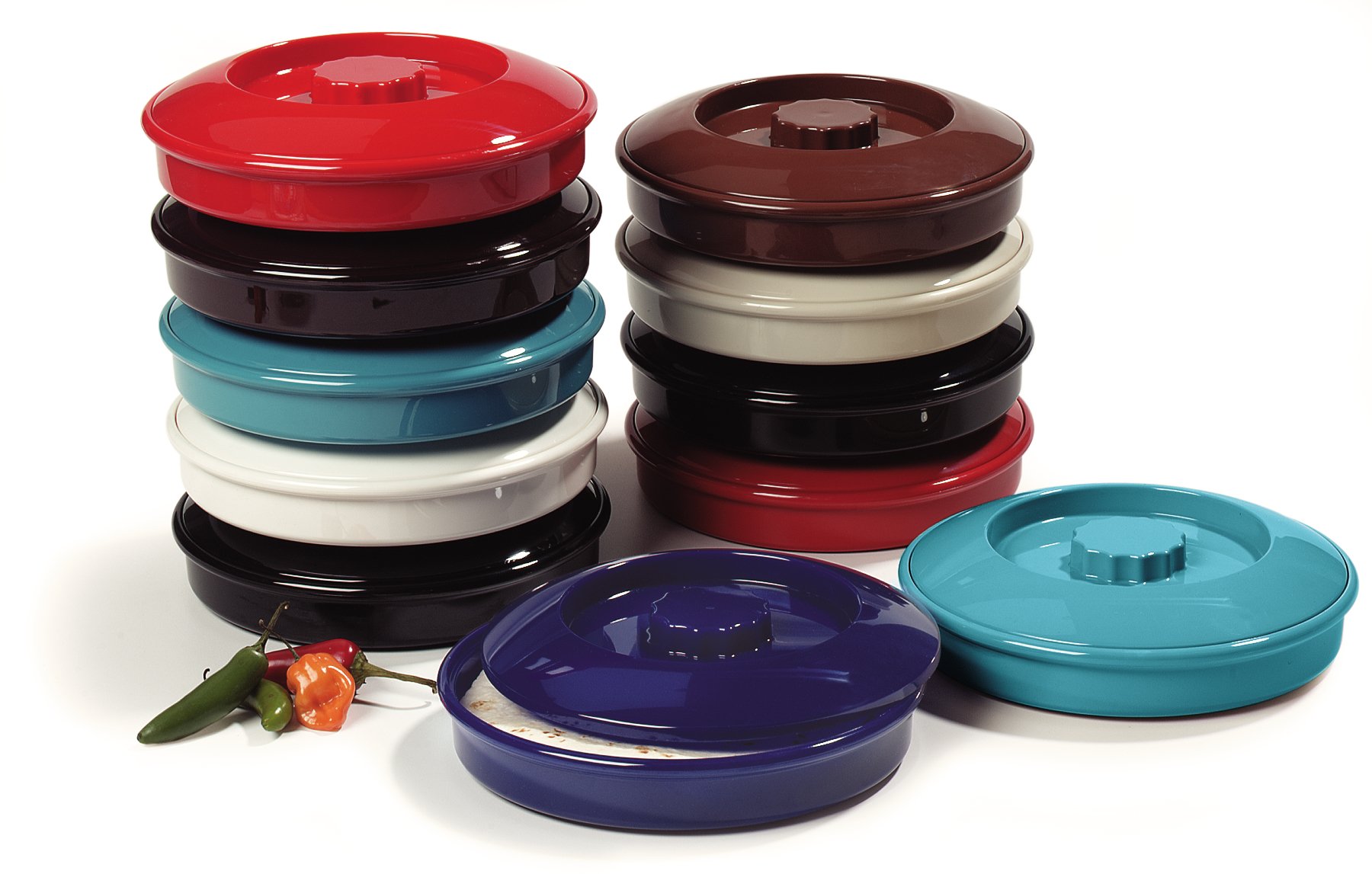 Carlisle FoodService Products 047503 Stackable Tortilla Server with Lid, 7-1/4" / 2", Black (Pack of 24)