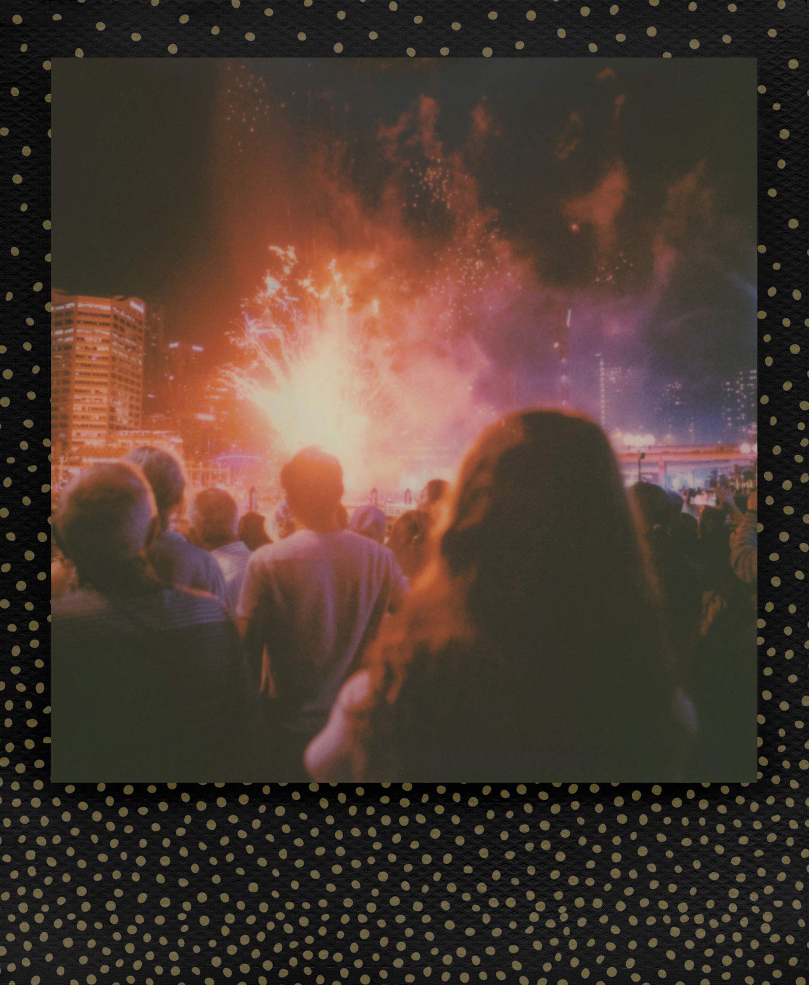 Polaroid Originals - 4932 - Color Film for 600 - Gold Dust Edition