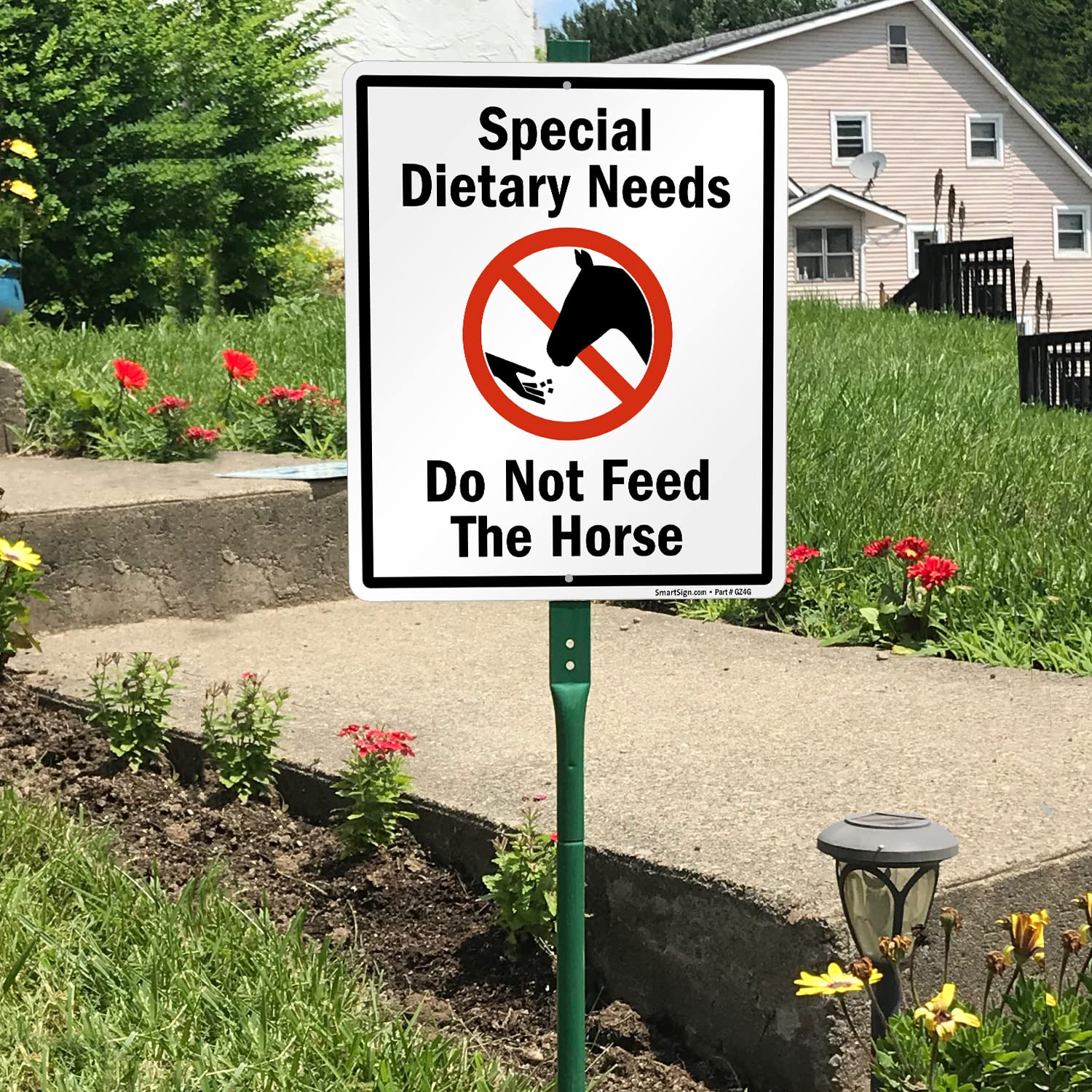 SmartSign 12 x 10 inch “Special Dietary Needs - Do Not Feed The Horse” LawnBoss Yard Sign with 3 foot Stake, 40 mil Laminated Rustproof Aluminum, Red, Black and White, Set of 1, Made in USA
