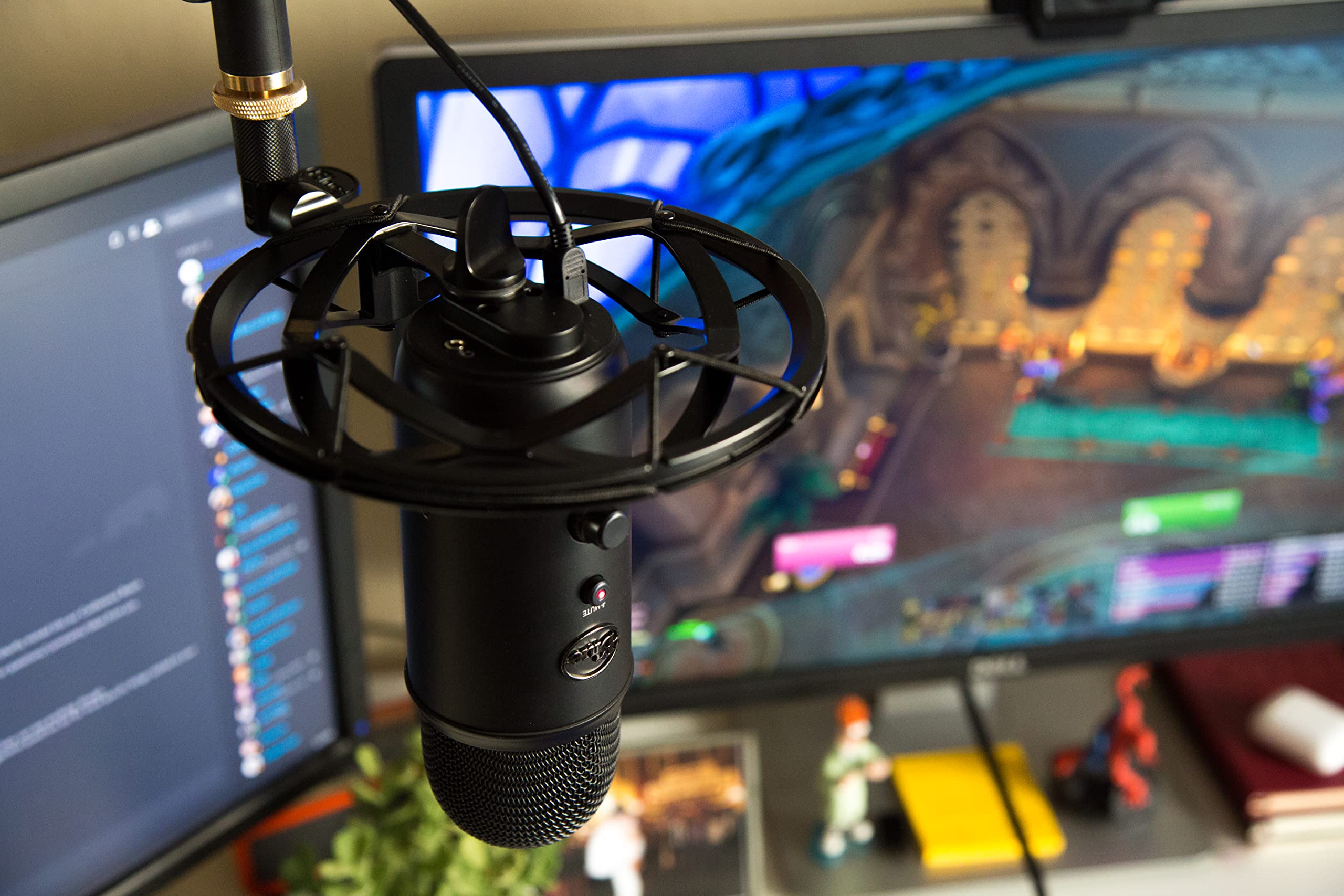 Blue Microphones Yeti Pro with Radius III Shockmount and Compass Boom Arm