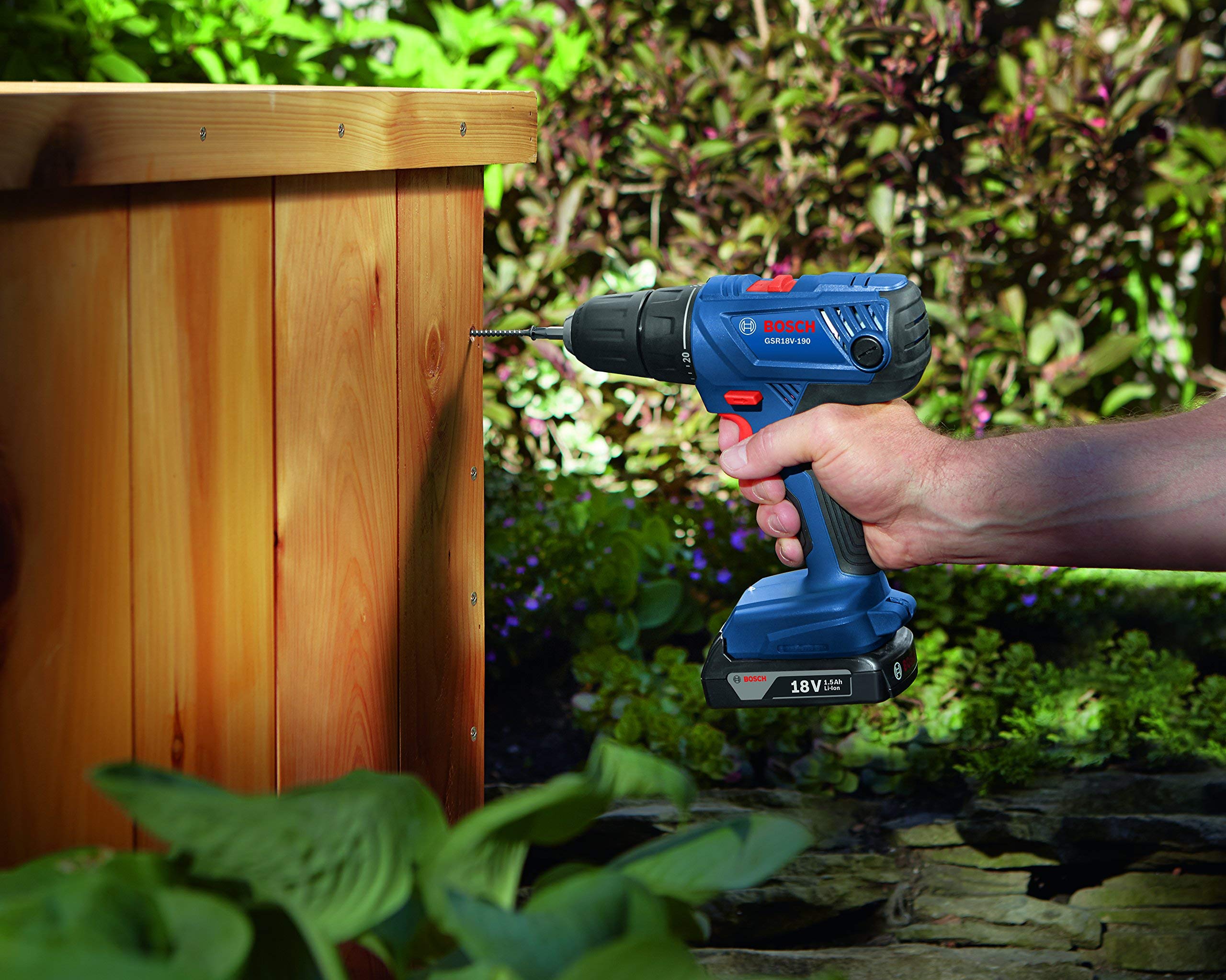 BOSCH GSR18V-190B22-RT 18V Compact 18-Volt Cordless 1/2-inch Drill/Driver Kit (Renewed)