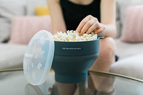 The Silicone Kitchen Silicone Microwave Popcorn Maker - Collapsible Bowl, Non-Toxic, Dishwasher Safe (Dark Blue)