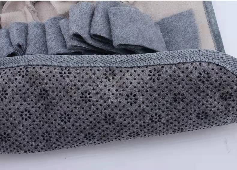 ISMARTEN Rabbit Foraging Mat, Polar Fleece Pet Snuffle Pad Bed, Interactive Feed,Treat Dispenser for Rabbits Chinchillas Ferrets Bunny Guinea Pigs (Cake)
