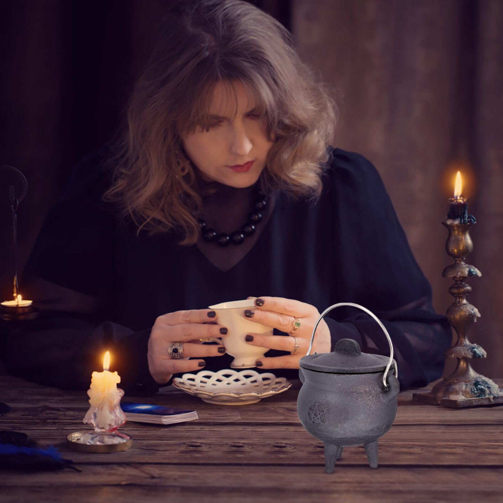 DOITOOL Mini Cast Iron Cauldron with Lid and Handle, 4 Inch Halloween Witch Pot with Lid for Halloween Decoration or Incense Burning (Threephase Moon)