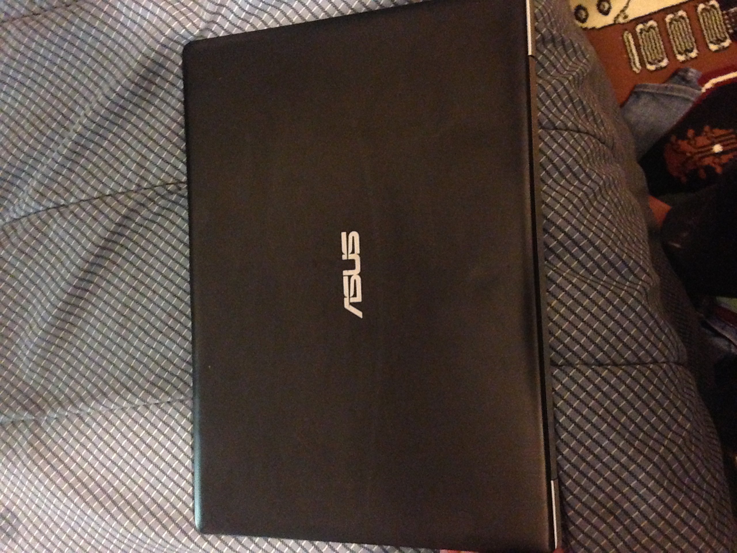 VivoBook S300CA-DS51T-CA Ultrabook I5-3317U Laptop PC 4GB 500GB 13.3 Windows 8