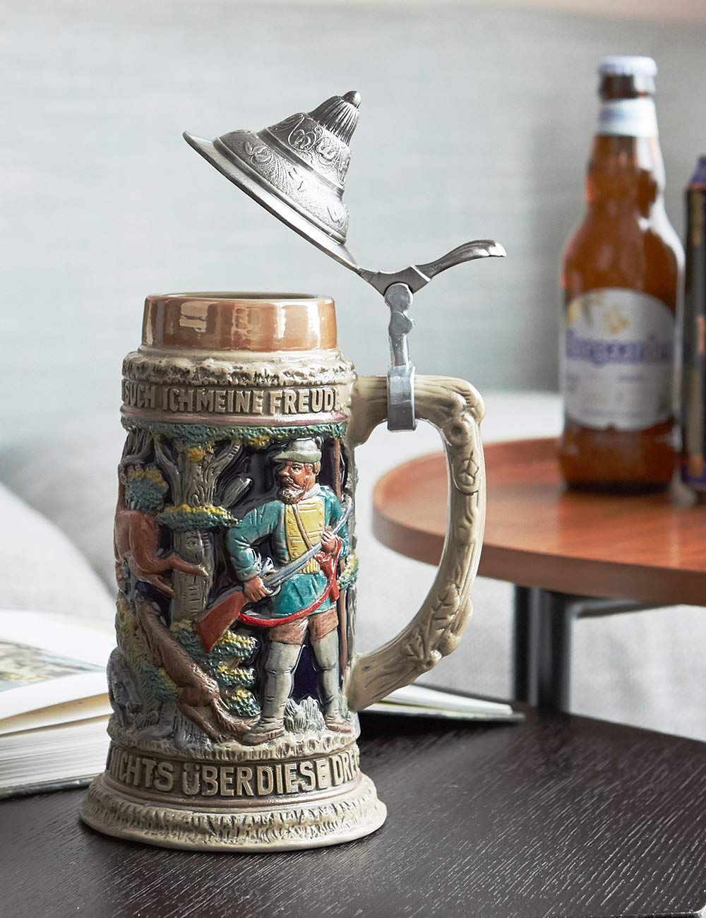 HAUCOZE Beer Stein Mug German Hunting Drinking Stanley Viking Tankard with Petwer Lid for Birthday Gifts Men Father Husband 0.6 Liter