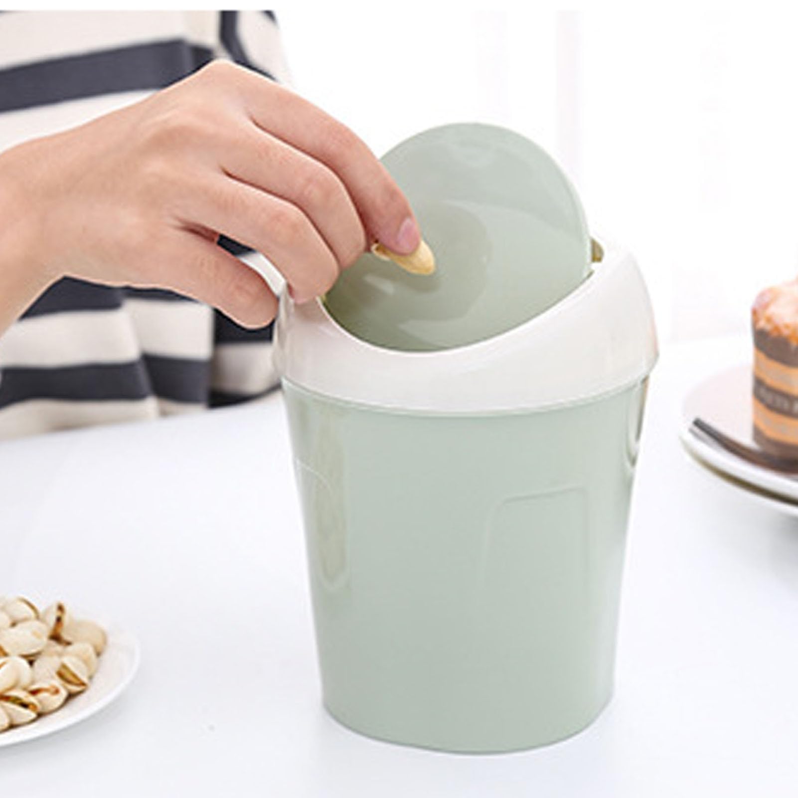 Desktop Trash Can Small Mini Plastic Table Garbage Bin with Swing Lid for Living Room Coffee Table Space Saving (Green)