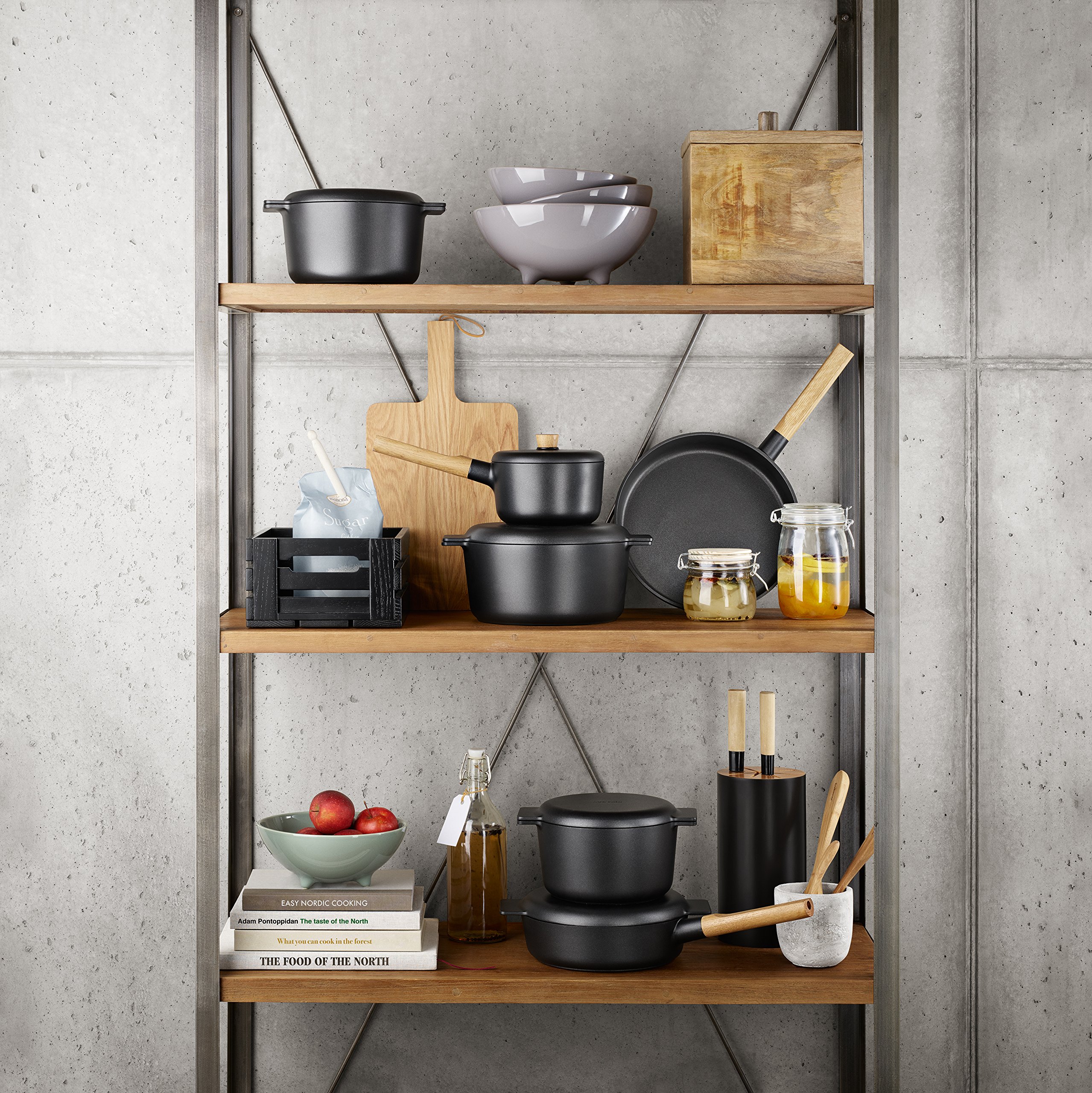 Eva Solo | Nordic Kitchen Saute Pan | Lightweight Aluminium, Easy Handling & Low Weight | Suitable for all Heat Sources – Including Induction | Easy to Clean | Danish Design, Functionality & Quality