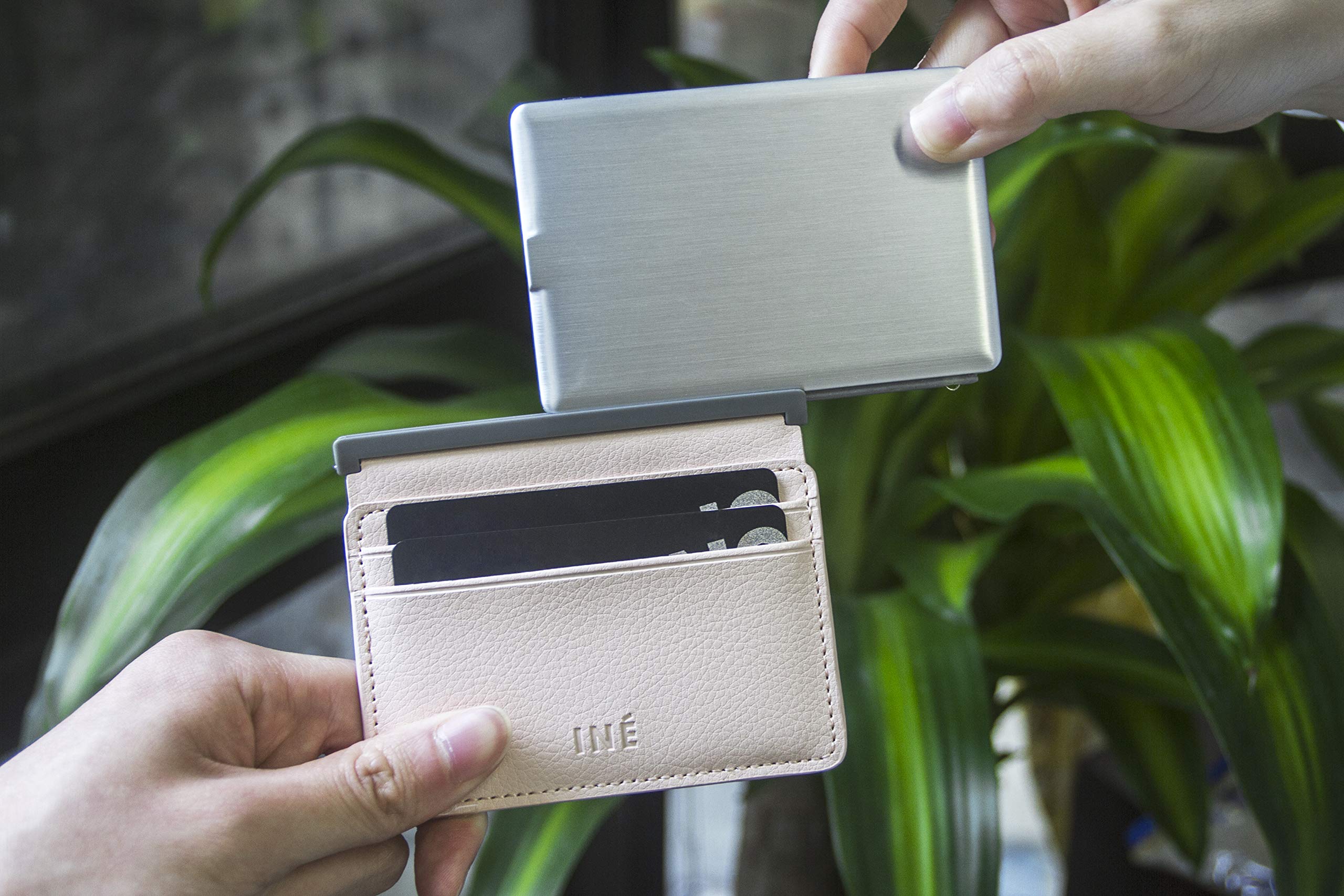 Xoopar Iné Power Wallet 3,000 mAh Ultra Thin 4-RFID Credit Card Slots Recycled Leather & Brushed Aluminum (Sweet Pink)