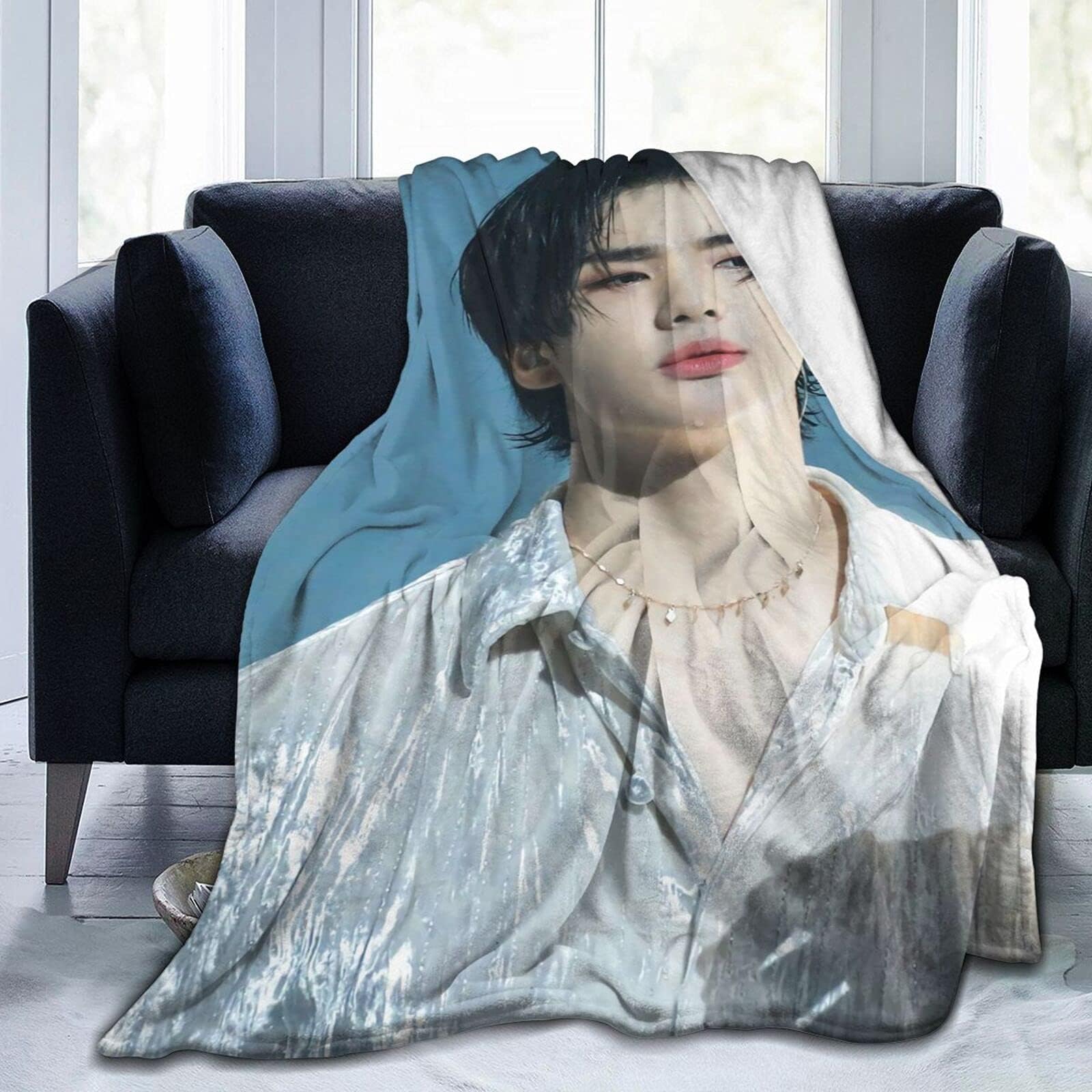 VoilaBella Stray Kids Hyunjin Soft and Comfortable Warm Fleece Blanket for Sofa, Bed, Office Knee pad,Bed car Camp Beach Blanket Throw Blankets (50X40), Black