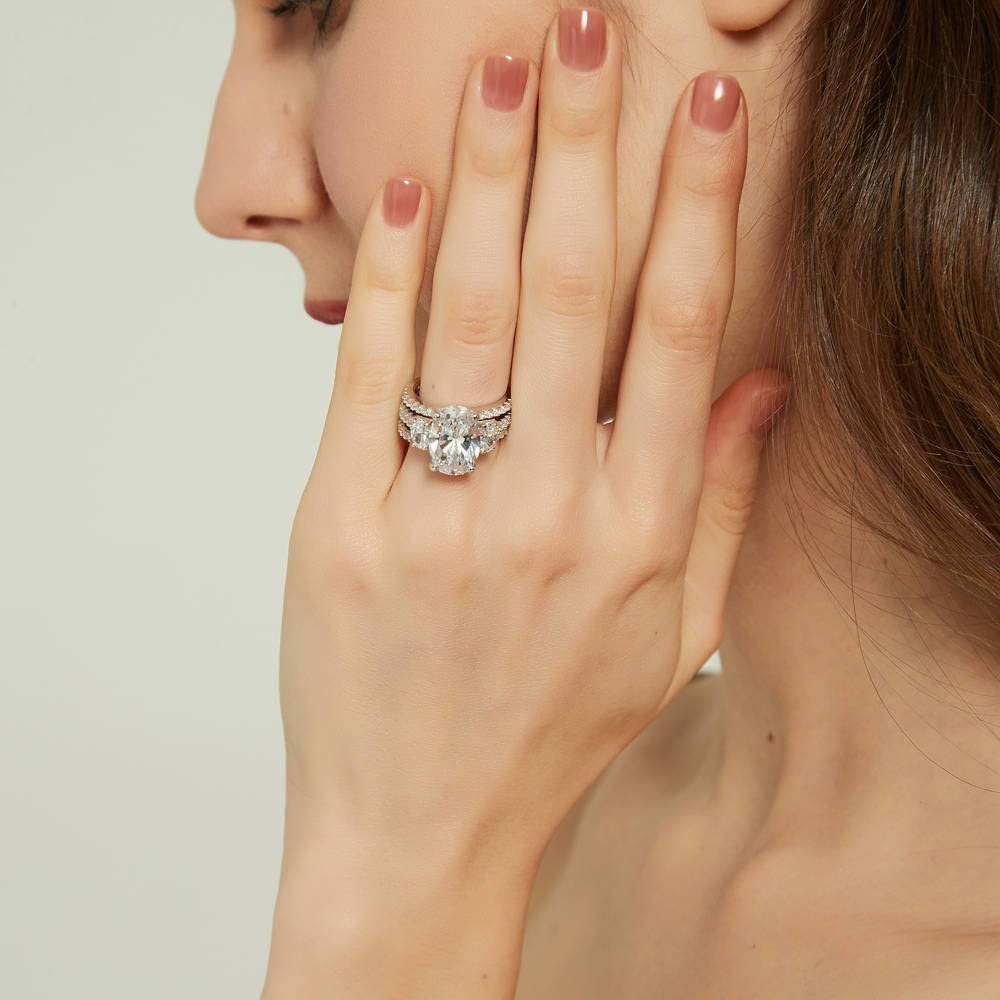 BERRICLE Sterling Silver 3-Stone Wedding Engagement Rings Oval Cut Cubic Zirconia CZ Ring Set for Women, Rhodium Plated Size 7