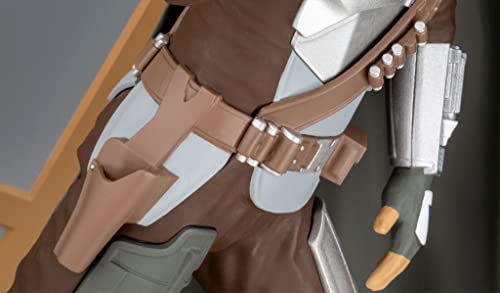 Revell 06784 Star Wars: The Mandalorian Din Djarin™ - The Bounty Hunter 1:9 Scale Unbuilt/Unpainted Plastic Model Kit with Diorama Base