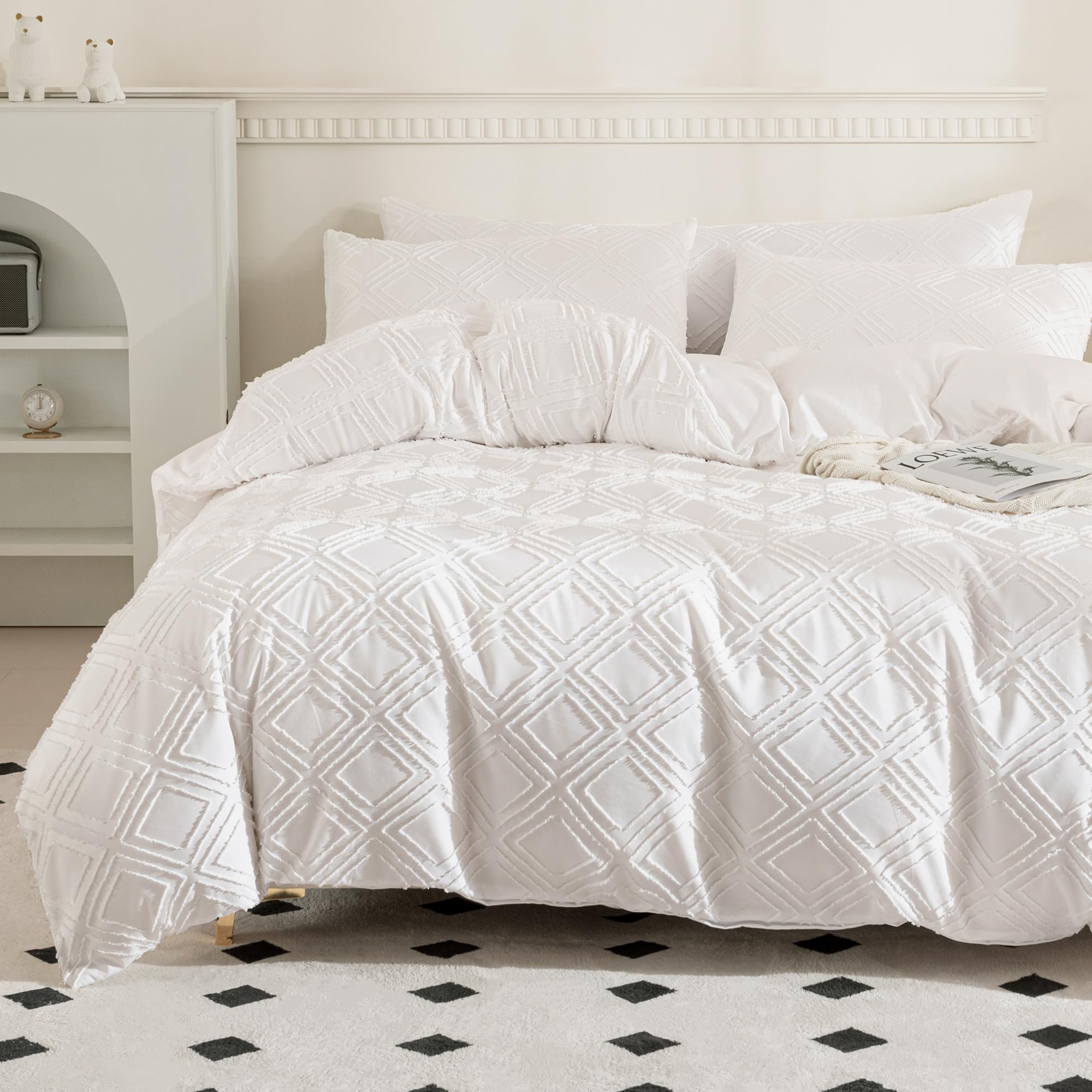 JELLYMONI Ultra-Soft Microfiber 3pc Tufted Duvet Cover Set, White Boho Textured Bedding Cover Jacquard Rhombus Geometric Pattern Reversible Comforter Cover with Zipper Closure & Corner Ties (Full)