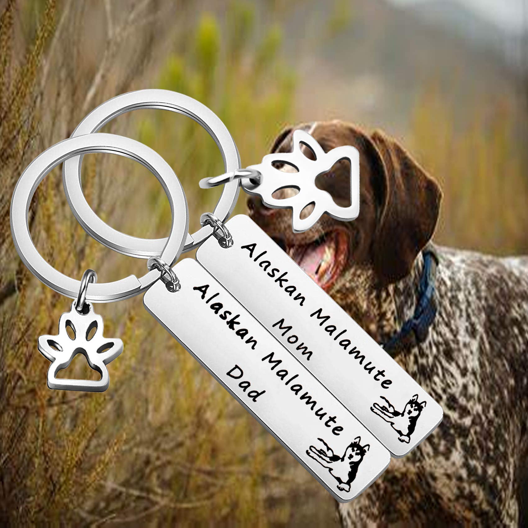 BEKECH GSP Mom GSP Dad Keychain Set German Shorthaired Pointer Dog Keychain Gift for GSP Dog Dad GSP Dog Mom (silver)