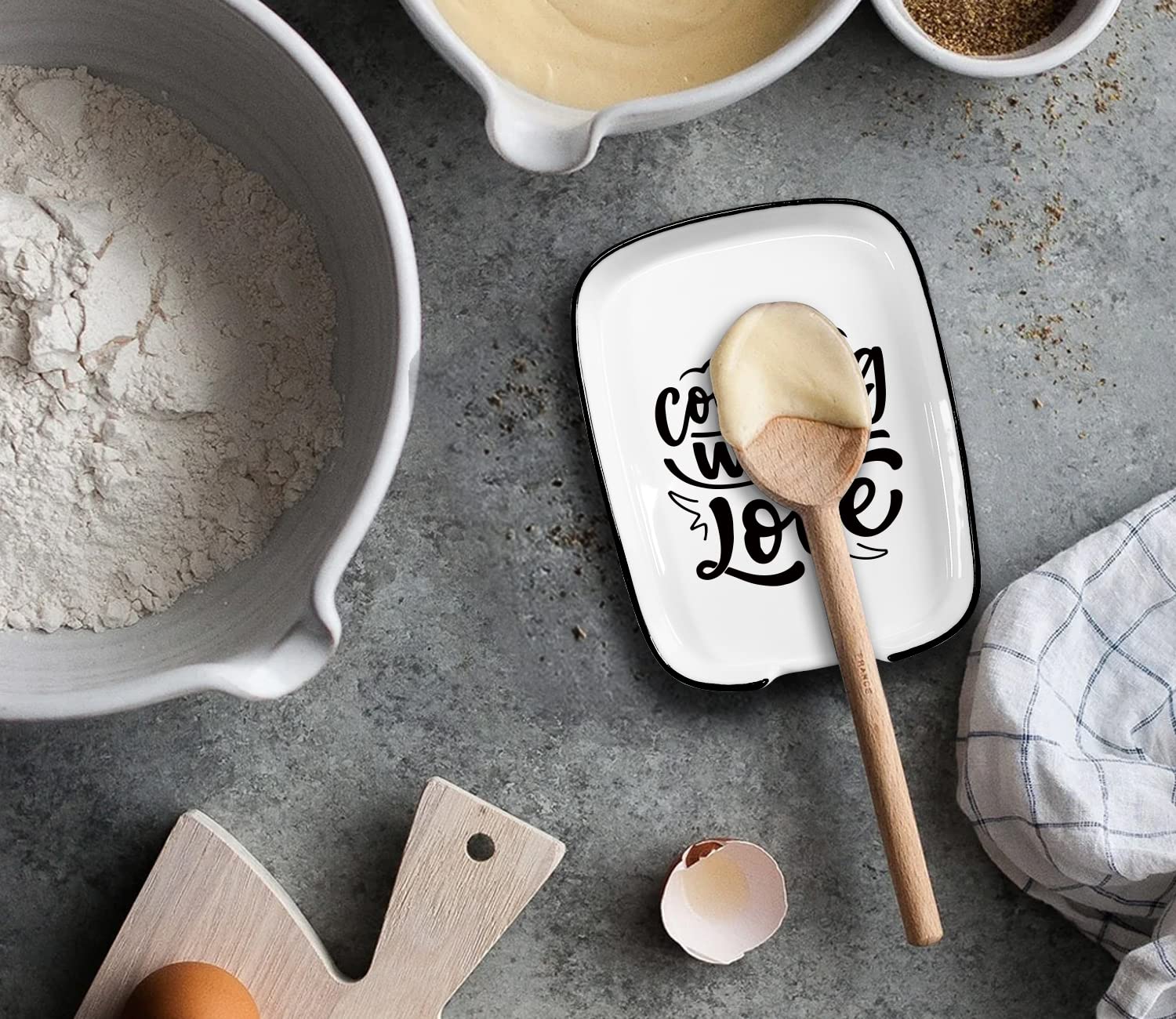 Ceramic Patterned Fork Spoon Rest with Message Cooking with love, Functional Kitchenware Spoon Rest Suitable for Kitchen Countertop Stove Top Kitchen Accessory and Gift for Cooking Enthusiasts