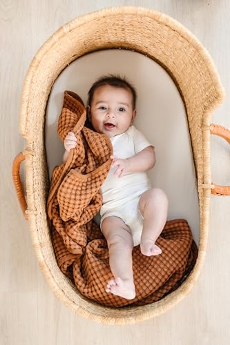 Konssy Waffle Baby Blankets, Nursery Blankets for Boys Girls, Swaddle Blankets Neutral Soft Lightweight Toddler and Kids Throw Blankets(Brown)