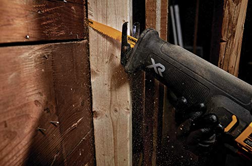 DEWALT 20V MAX* XR Reciprocating Saw Kit, Power Detect Tool Technology (DCS368W1)