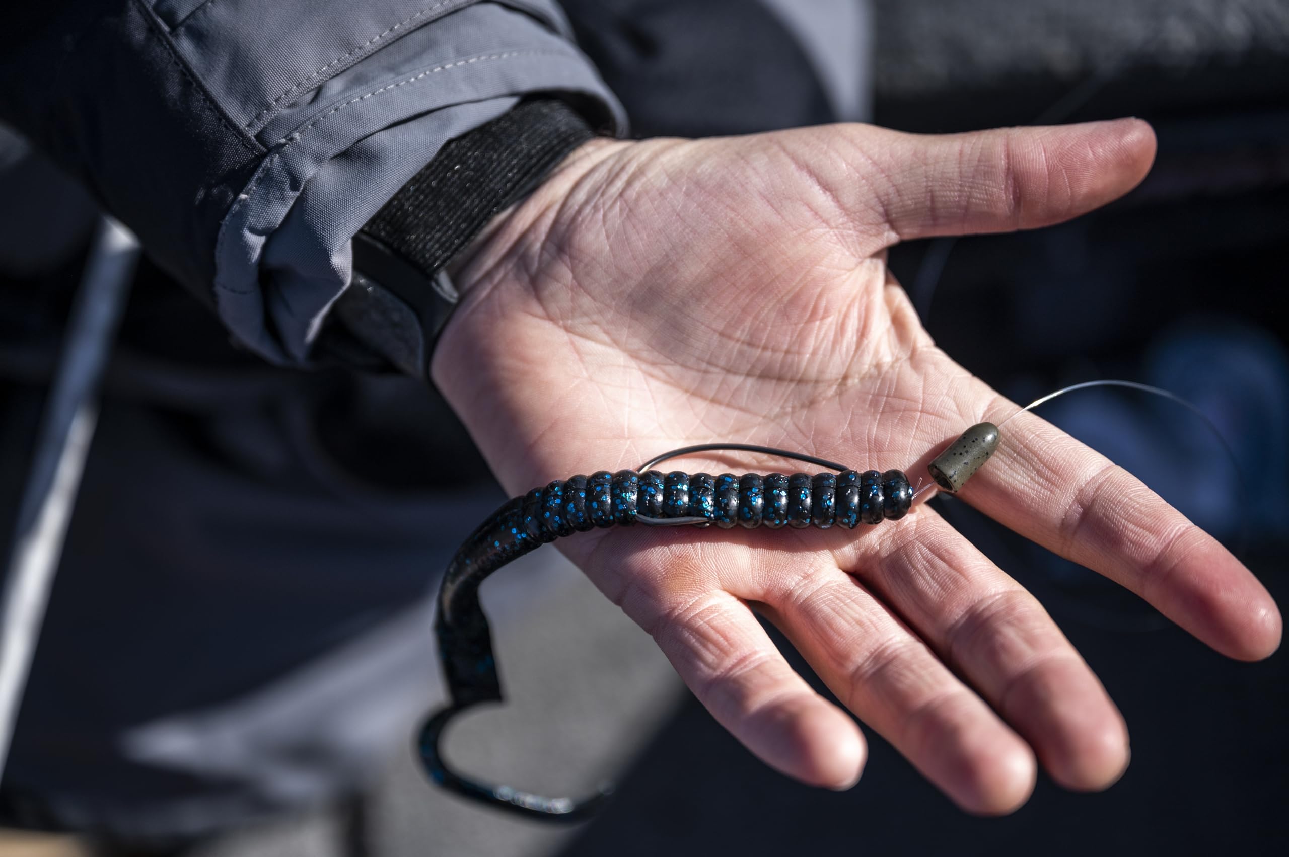 Berkley PowerBait® Power Worm Fishing Bait, Black Grape, 10in | 25cm, Irresistible Flavor, Classic Curly Tail Worm Profile, Ideal for Spring, Summer and Fall Fishing
