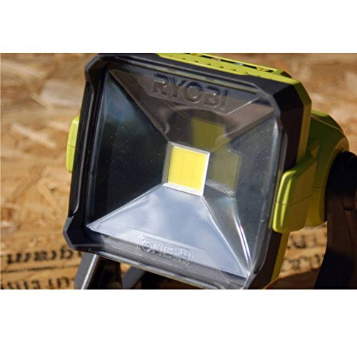 Ryobi P720 One+ 18-Volt Dual Power 20-Watt LED Work Light w/ Tripod Mount (Battery Not Included / Tool Only)