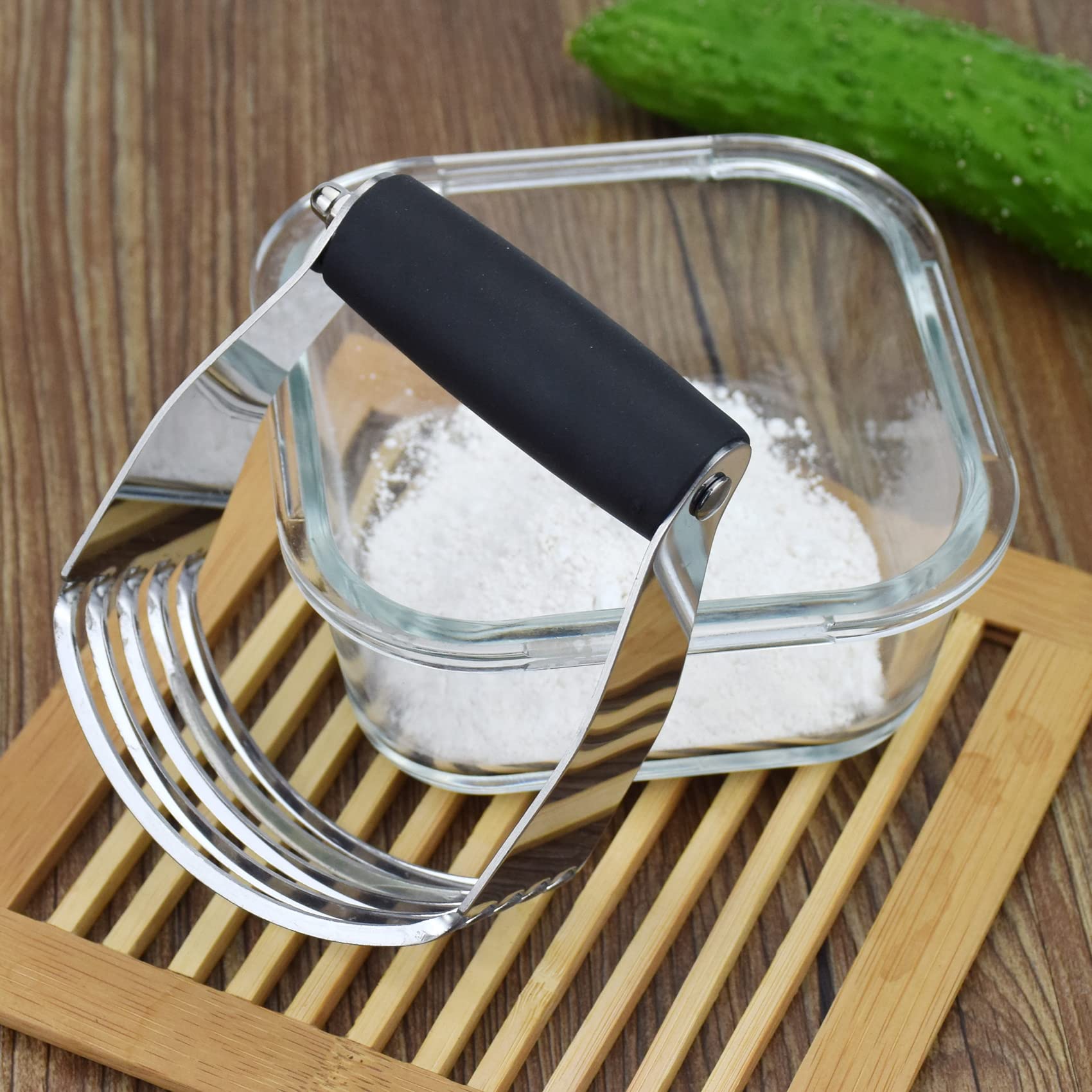 Dough Blender Heavy Duty Pastry Cutter Stainless Steel Butter Cutter Professional Baking Tool For Mixing Flour Butter (Black)