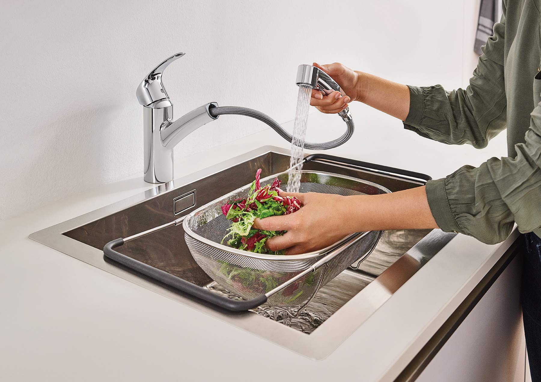 Grohe 30306DC0 SuperSteel Eurosmart Single-Handle Pull-Out Sprayer Kitchen Faucet