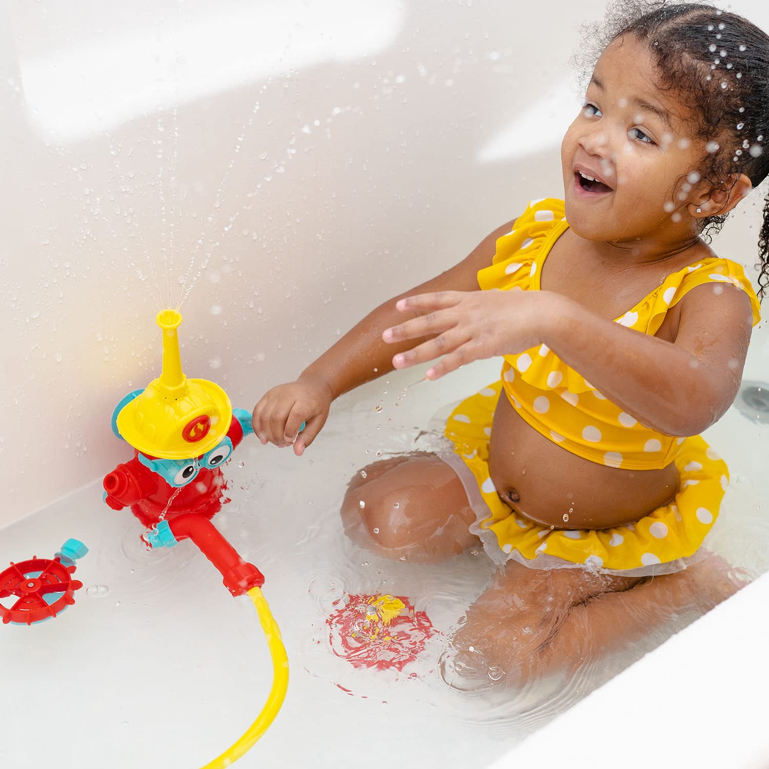 Yookidoo Baby Bath Toddler Toys (Ages 3+) - Ready Freddy Spray ‘N’ Sprinkle Fire Hydrant Bathtime Toy - Includes Hose, Spray Nozzle, Wheel, & Water Gauge - Attach to Any Bath Tub or Shower - Mold Free