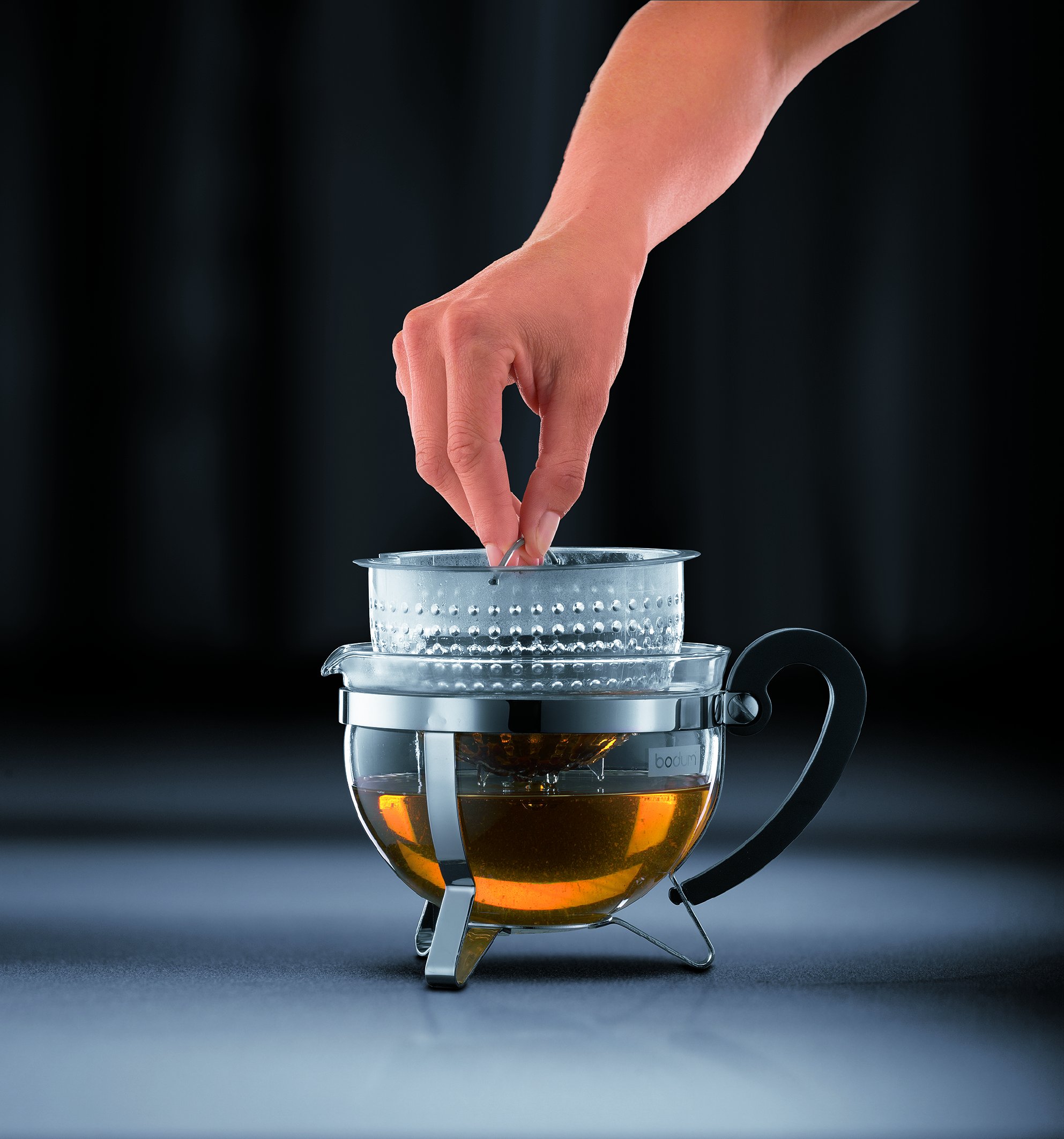 Bodum Darjeeling Large Tea Pot, Black Plastic Lid and Stainless Steel Frame, 1.3Litre, 44-Ounce