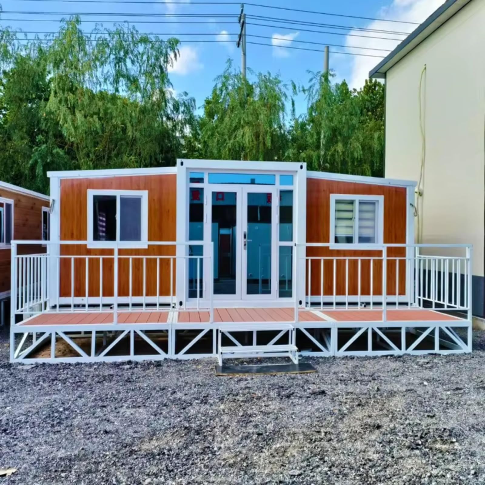 Expandable Modular Container House–2 Bedroom Foldable Design with Kitchen, Perfect for Construction Sites, Emergency Shelters, and Recreational Living Solutions