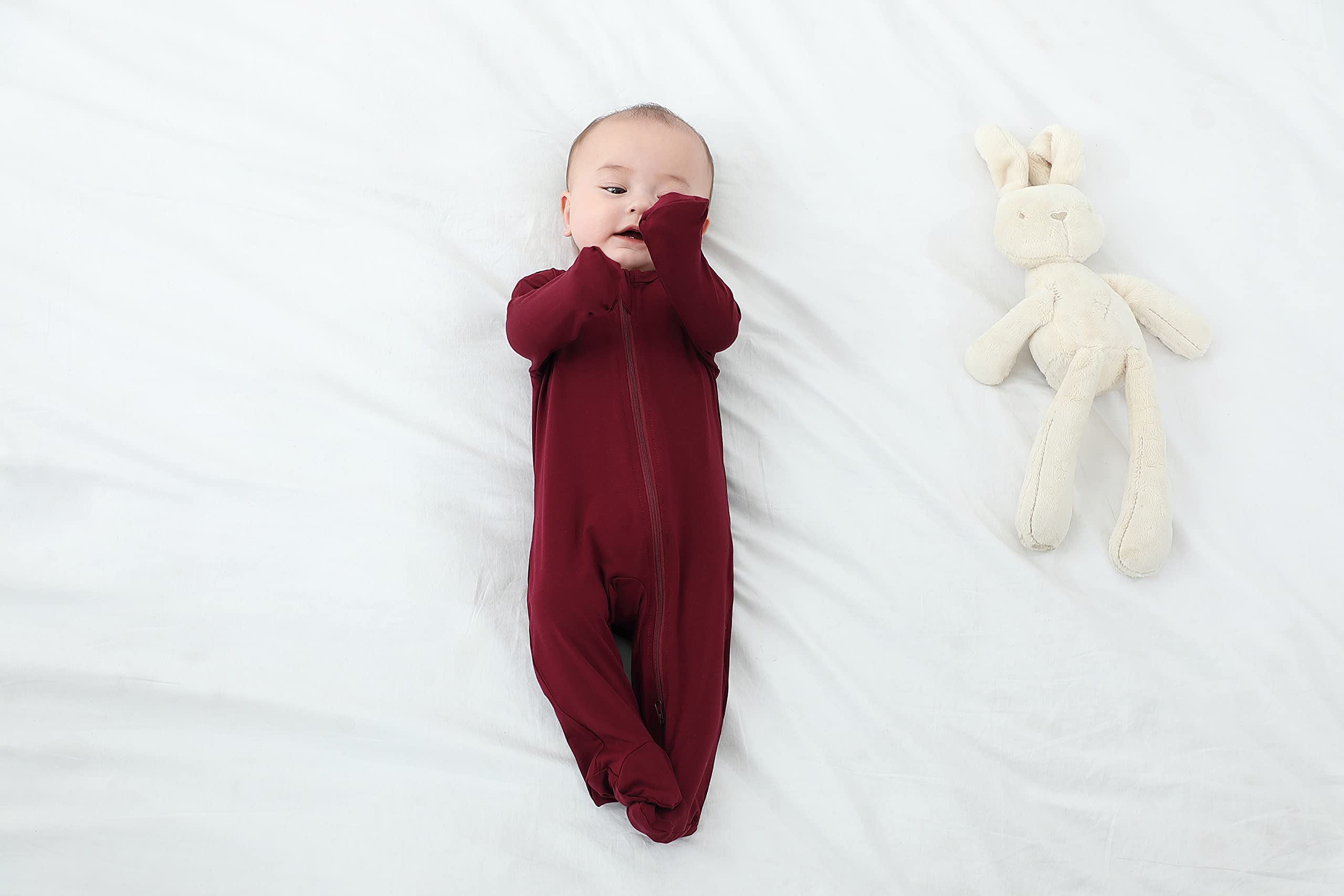 GUISBY Long Sleeve Sleepers Baby, Rayon Footed Pajamas Long Sleeve with Mitten Cuffs 3-6 Months Maroon