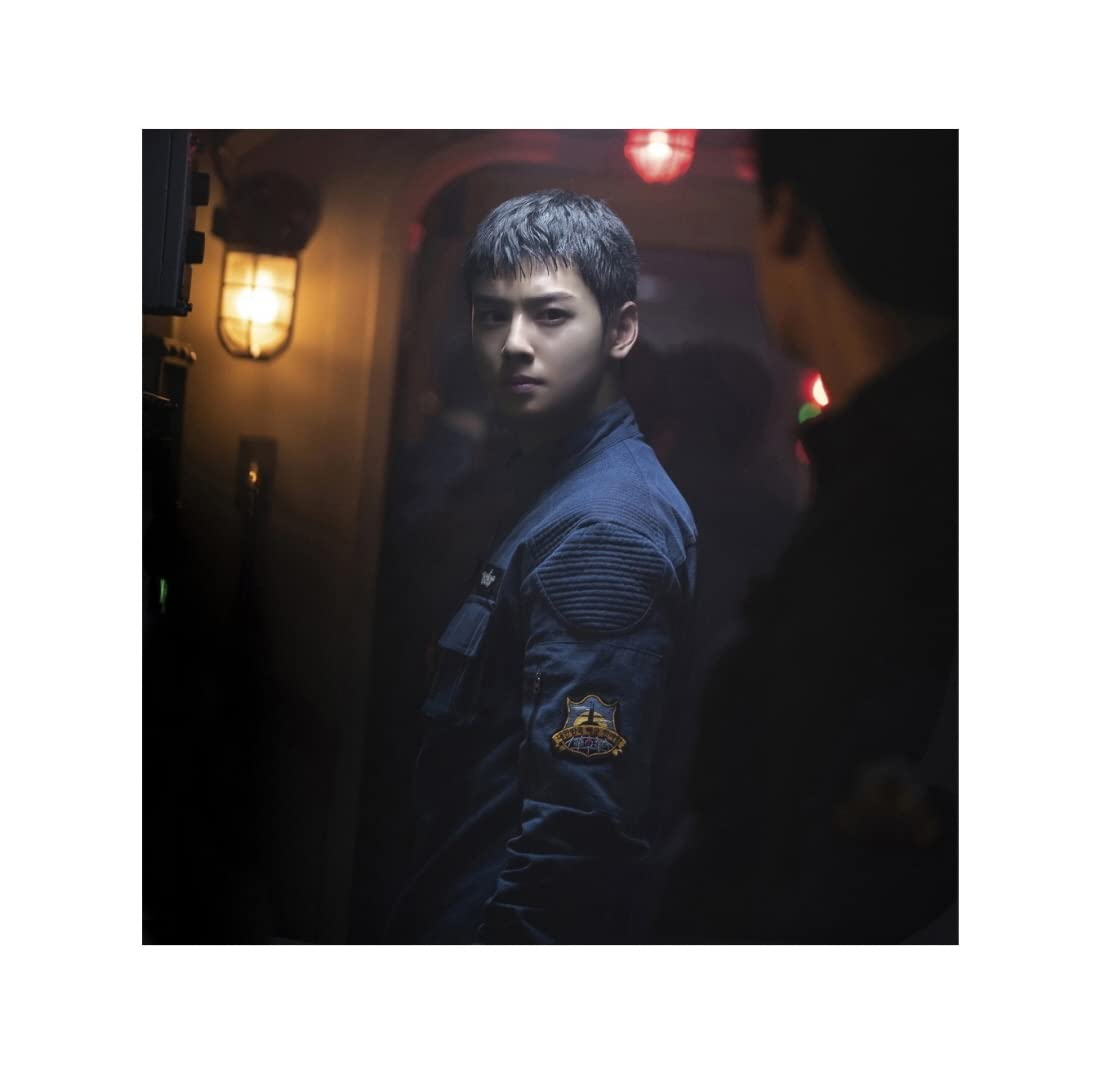 Decibel (Korea Movie) OST Album+Folded Poster (CD + Folded Poster)