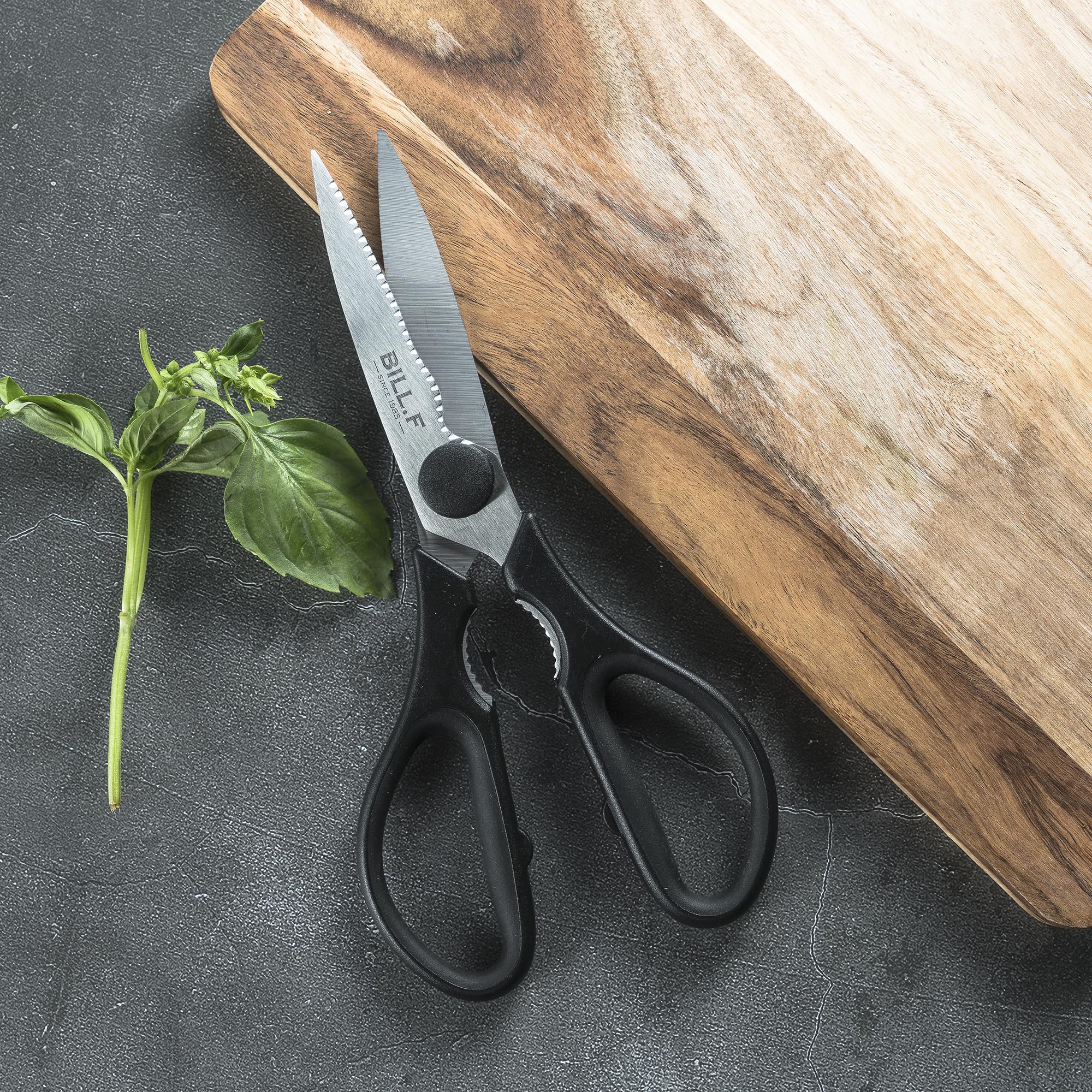 Knife Block with Kitchen Knives Set 16 Pieces Ultra Sharp Stainless Steel Knife for Kitchen Home Essentials Chef Knife Set with Wood Block