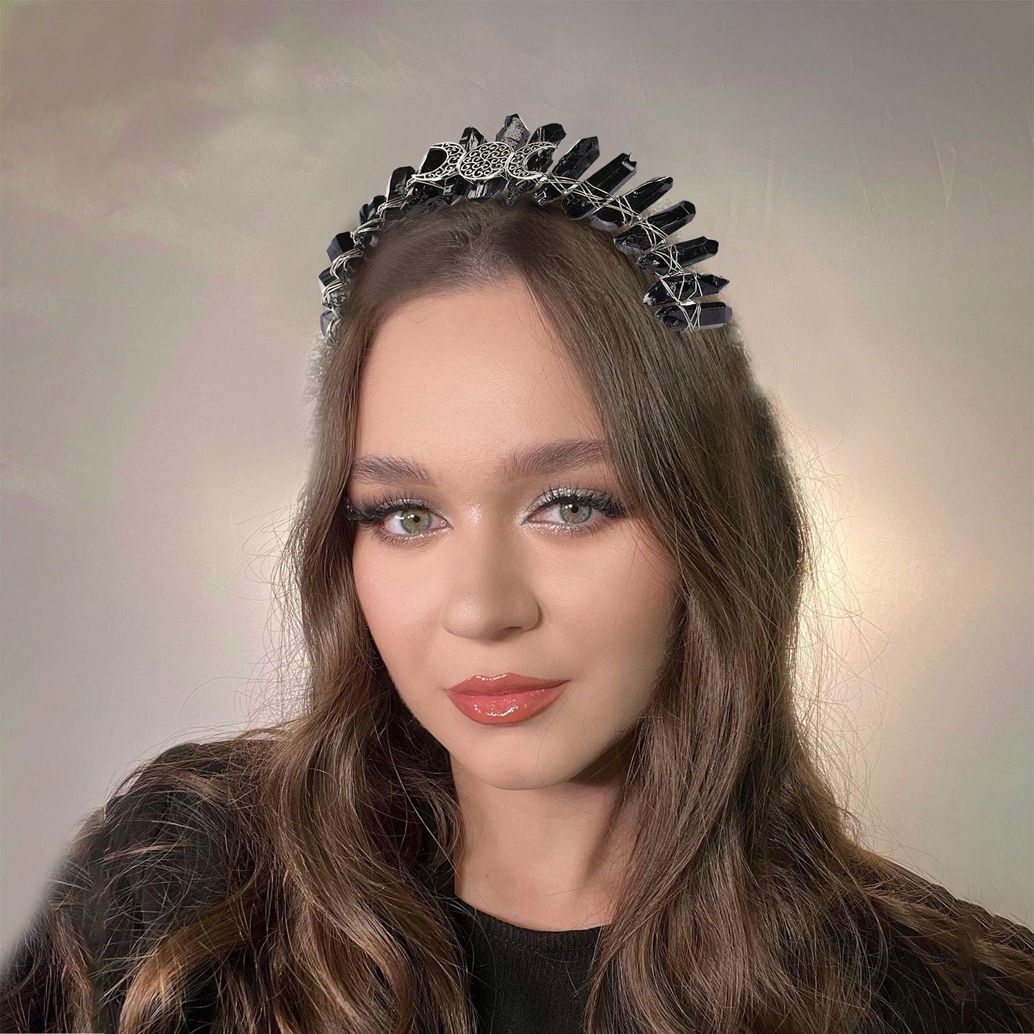 Bubbmi Black Raw Crystal Tiara Crown Headband, Natural Quartz Moon Goddess Witch Headpiece for Wiccan Cosplay Party Headwear