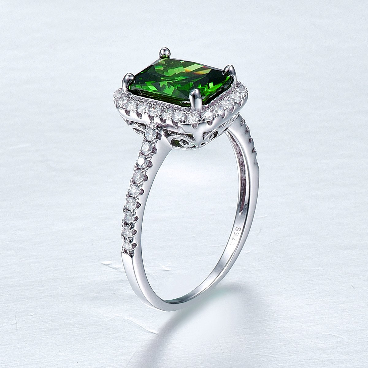 BONLAVIE 3.6ct 8x6mm Created Green Emerald 925 Sterling Silver Wedding Band Anniversary Engagement Ring Size 6