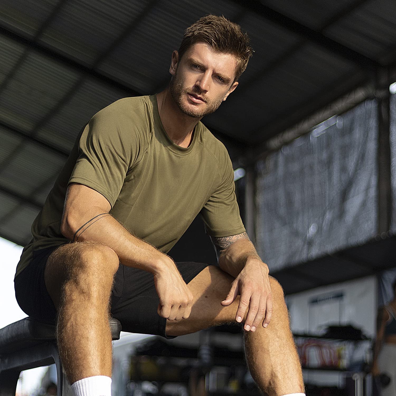 Cimic Workout Shirts for Men, 5 Pack Mens Crew Neck Casual Gym Shirts Short Sleeve Plain Athletic Moisture Wicking Dry Fit Active T-Shirts