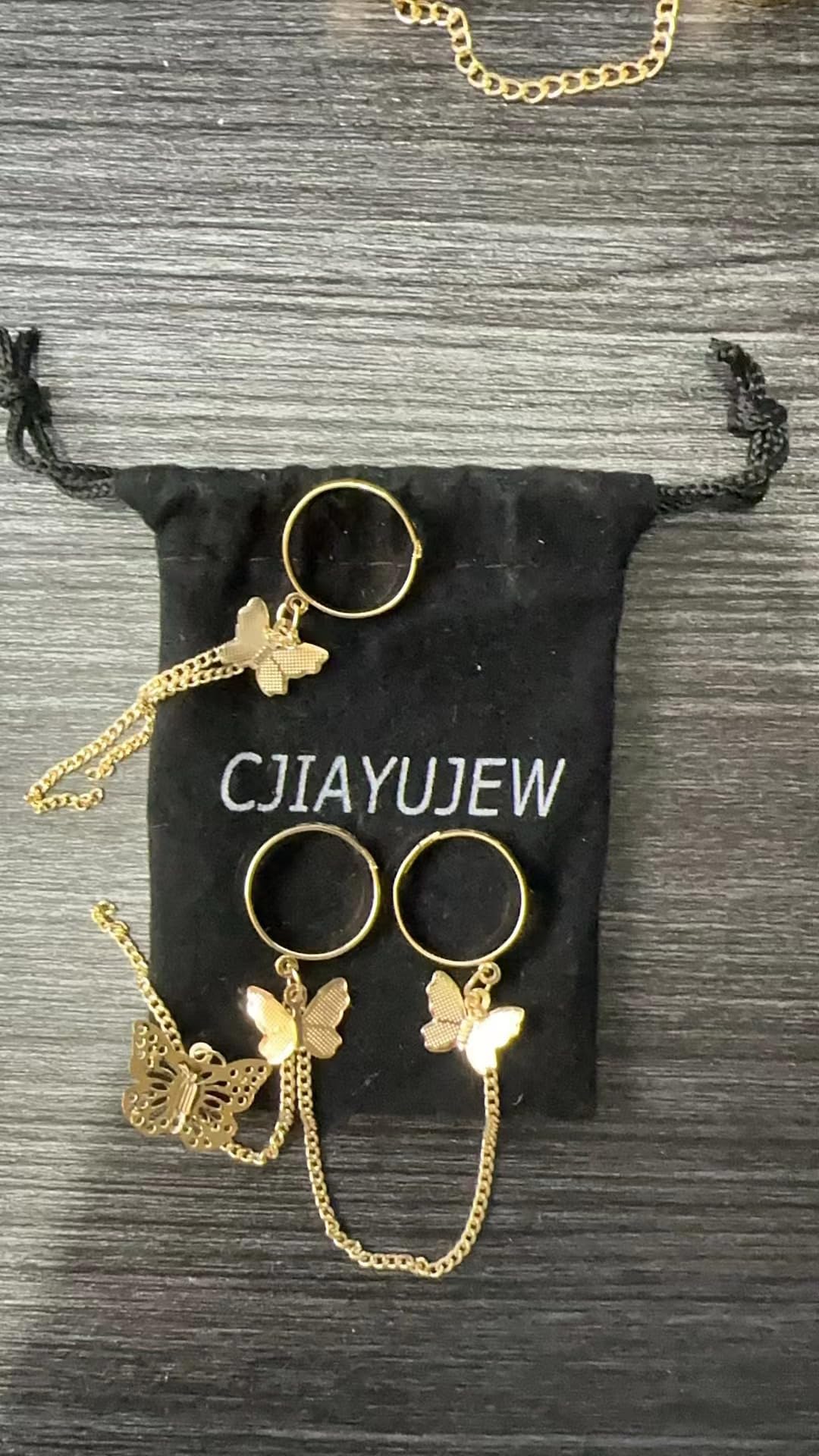 CJIAYUJEW Gold Punk Vintage Chain Finger Rings Set for Women Men,Gold Butterfly Chain Ring, Novelty Gothic Cross Open Adjustable Rings Stackable Gold Knuckle Rings (Gold)