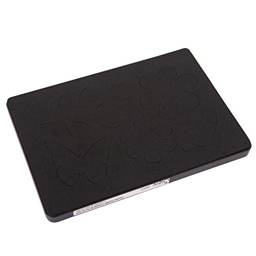 Sizzix Big Shot Plus Starter Kit 660341 Manual Die Cutting & Embossing Machine for Arts & Crafts, Scrapbooking & Cardmaking, 9” Opening