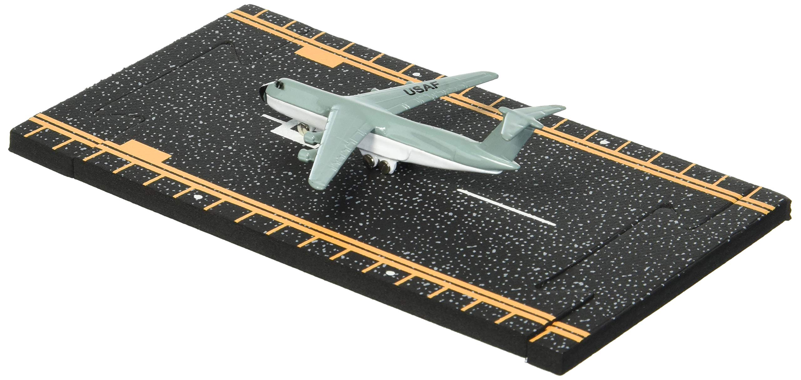 Hot Wings Planes C-5 Galaxy with Connectible Runway Die Cast Plane,Green