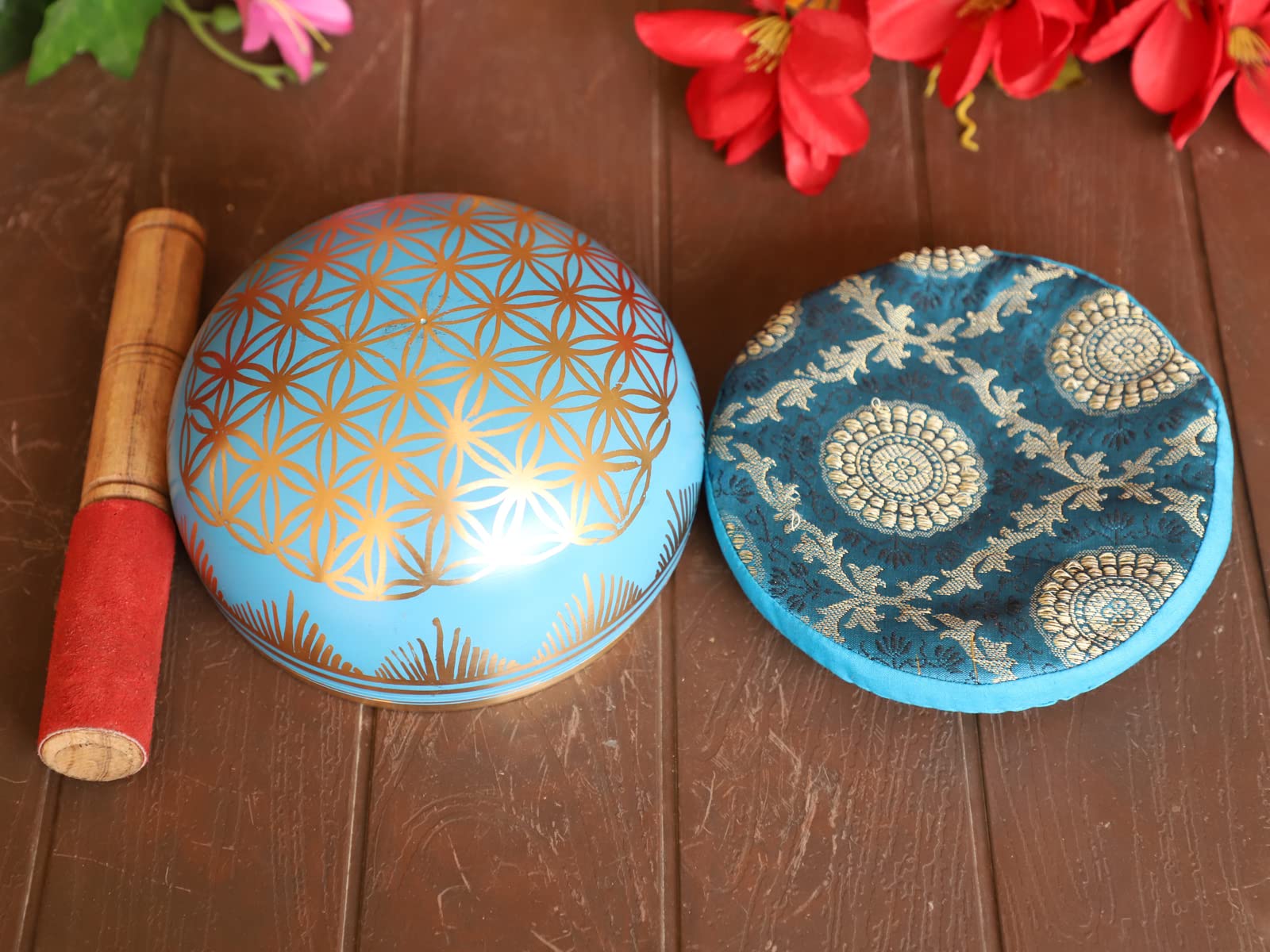 Cottage Handicraft,Throat Chakra - Blue coloured Tibetan Singing Bowl with free Elephant Gift