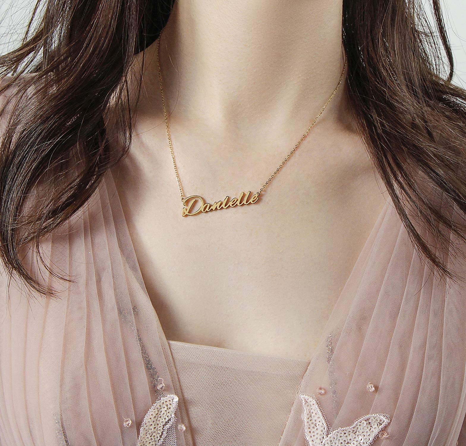 BUREI Name Necklace Personalized Gold Plated friendship Jewelry Women Gift for Her (Danielle pendant)