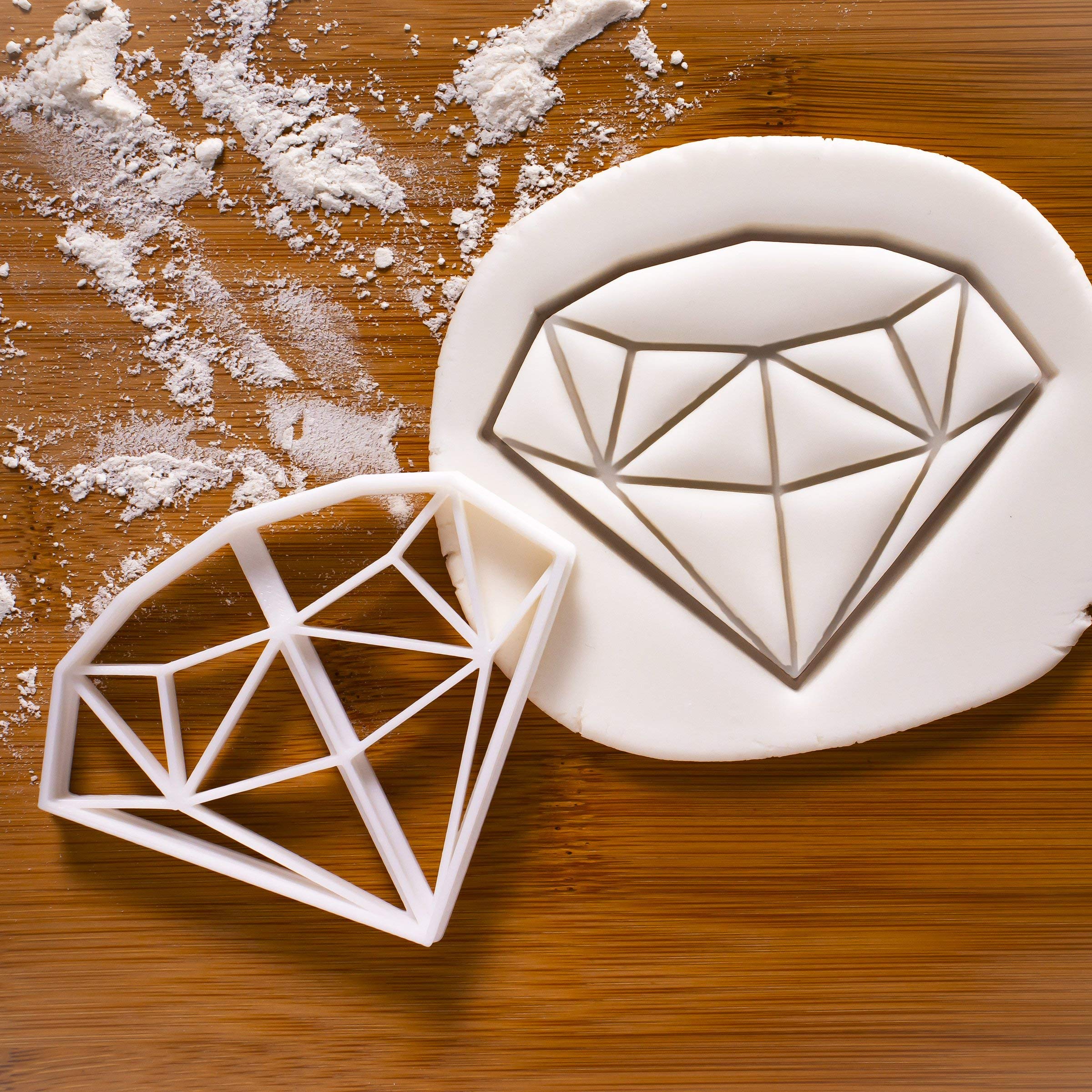 Diamond cookie cutter, 1 piece - Bakerlogy