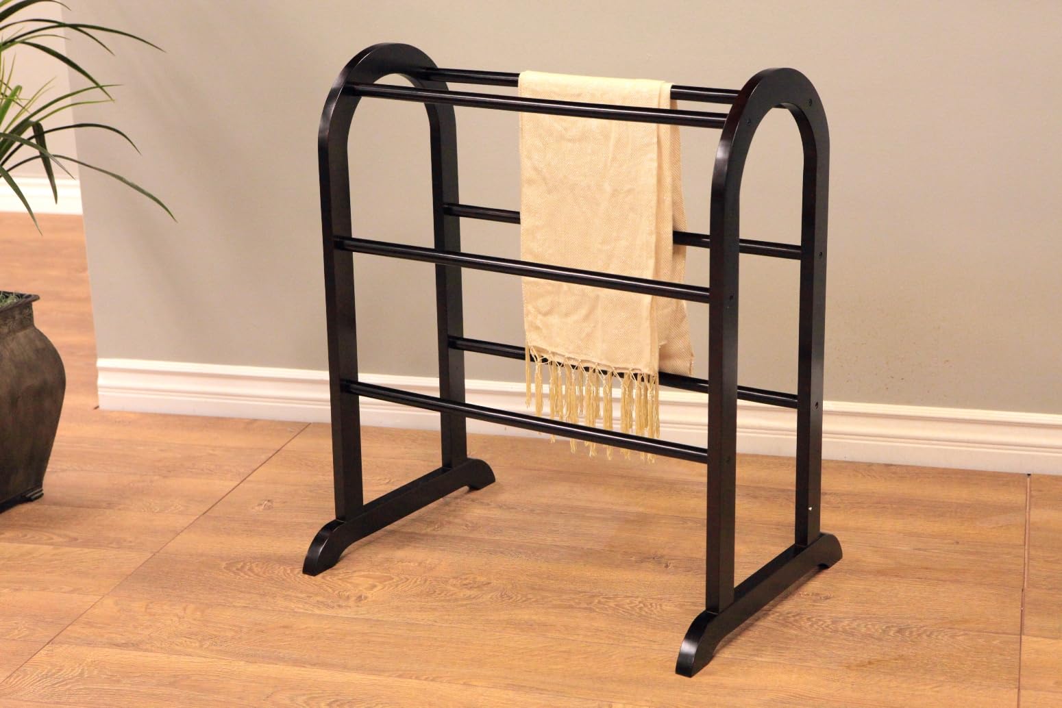 Frenchi Home Furnishing Quilt Rack, Cherry Finish
