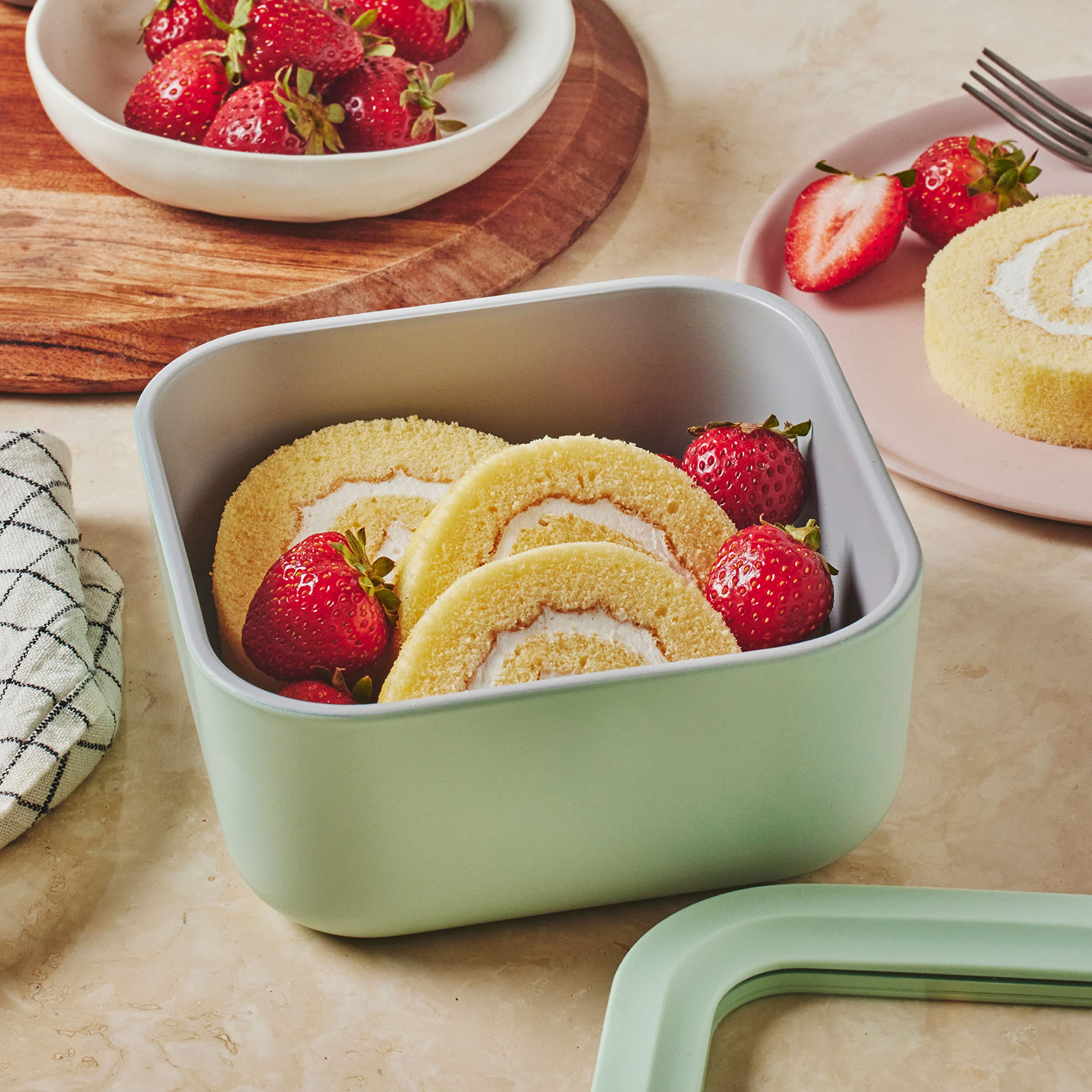 Caraway Glass 4.4 Cup Food Container - Ceramic Coated for Nonstick Storage with Glass Lids - Dishwasher, Oven & Microwave Safe